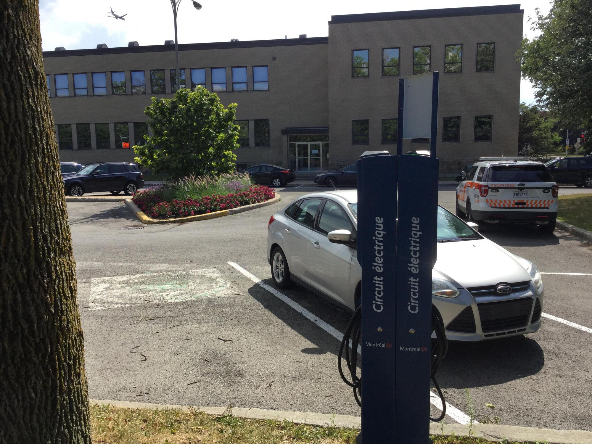 Parc Gohier | Montréal, QC | EV Station