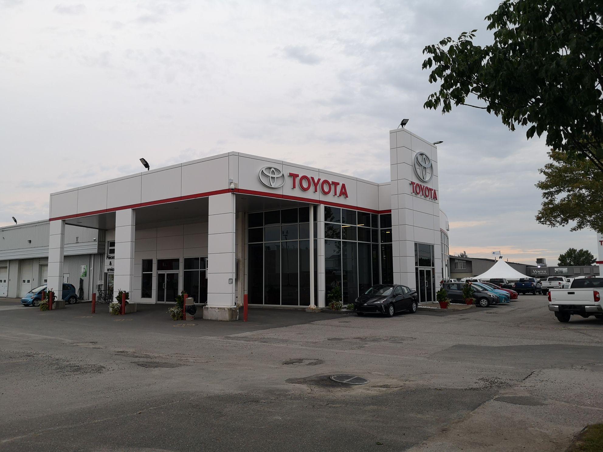 Alma Toyota | Alma, QC | EV Station