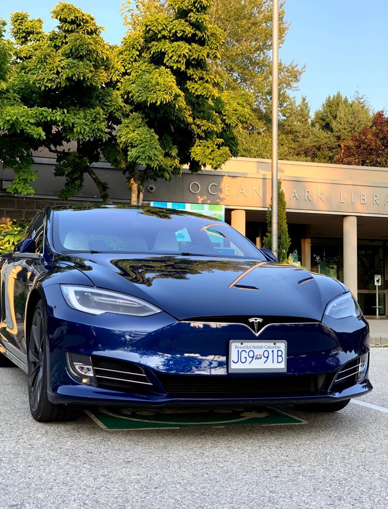 Ocean Park Library | Surrey, BC | EV Station