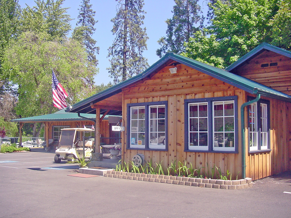 Bridgeview RV Resort | Grants Pass, OR | EV Station