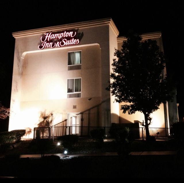 Hampton Inn | Red Bluff, CA | EV Station