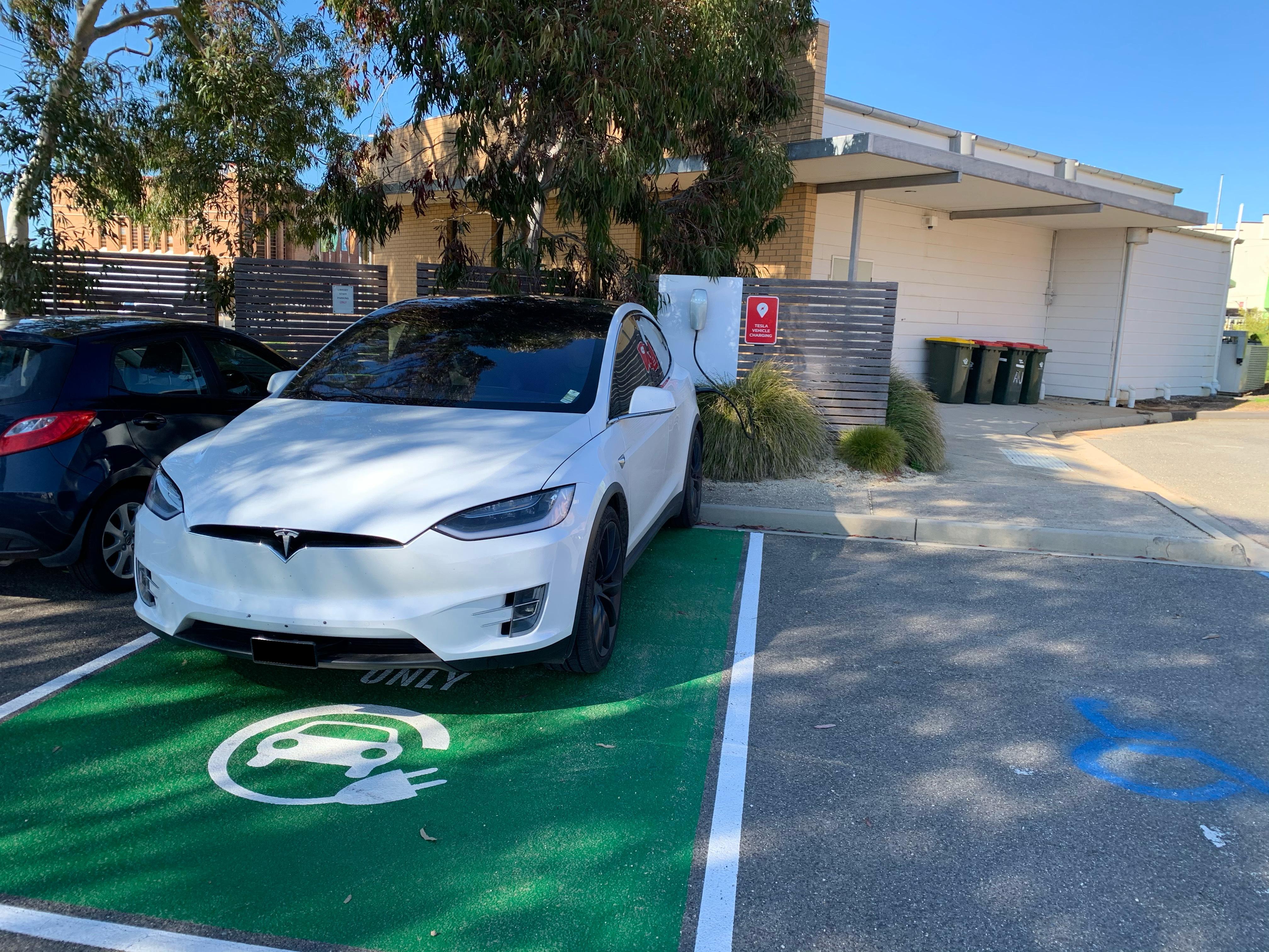 Central Highlands Library | Ararat, VIC | EV Station