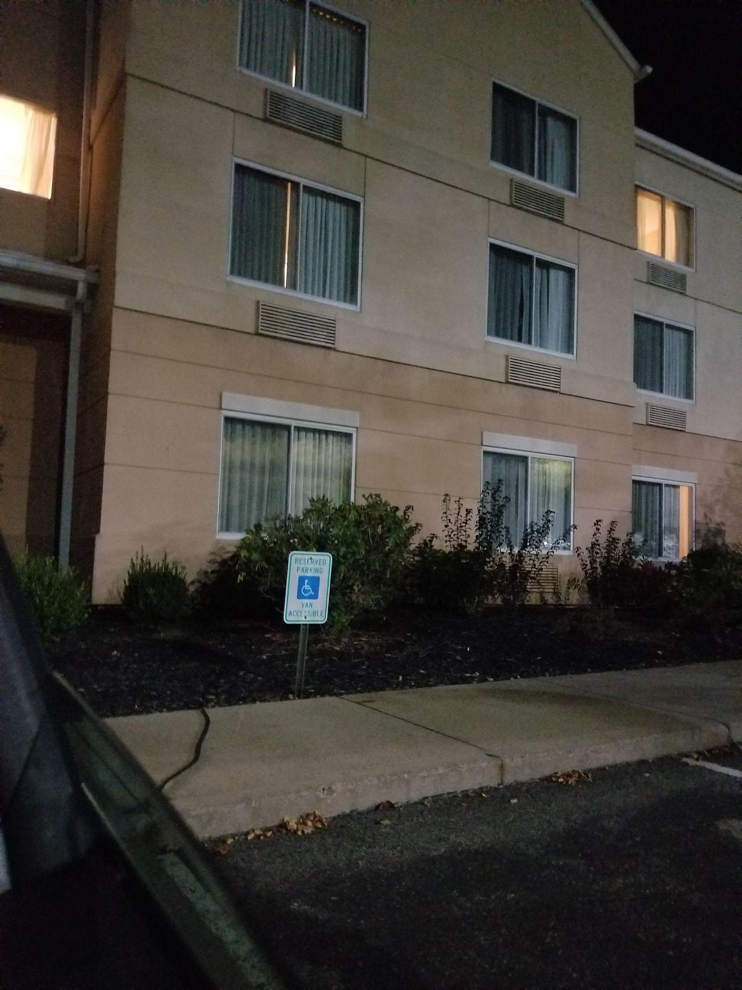 Fairfield Inn By Marriot | Butler, PA | EV Station