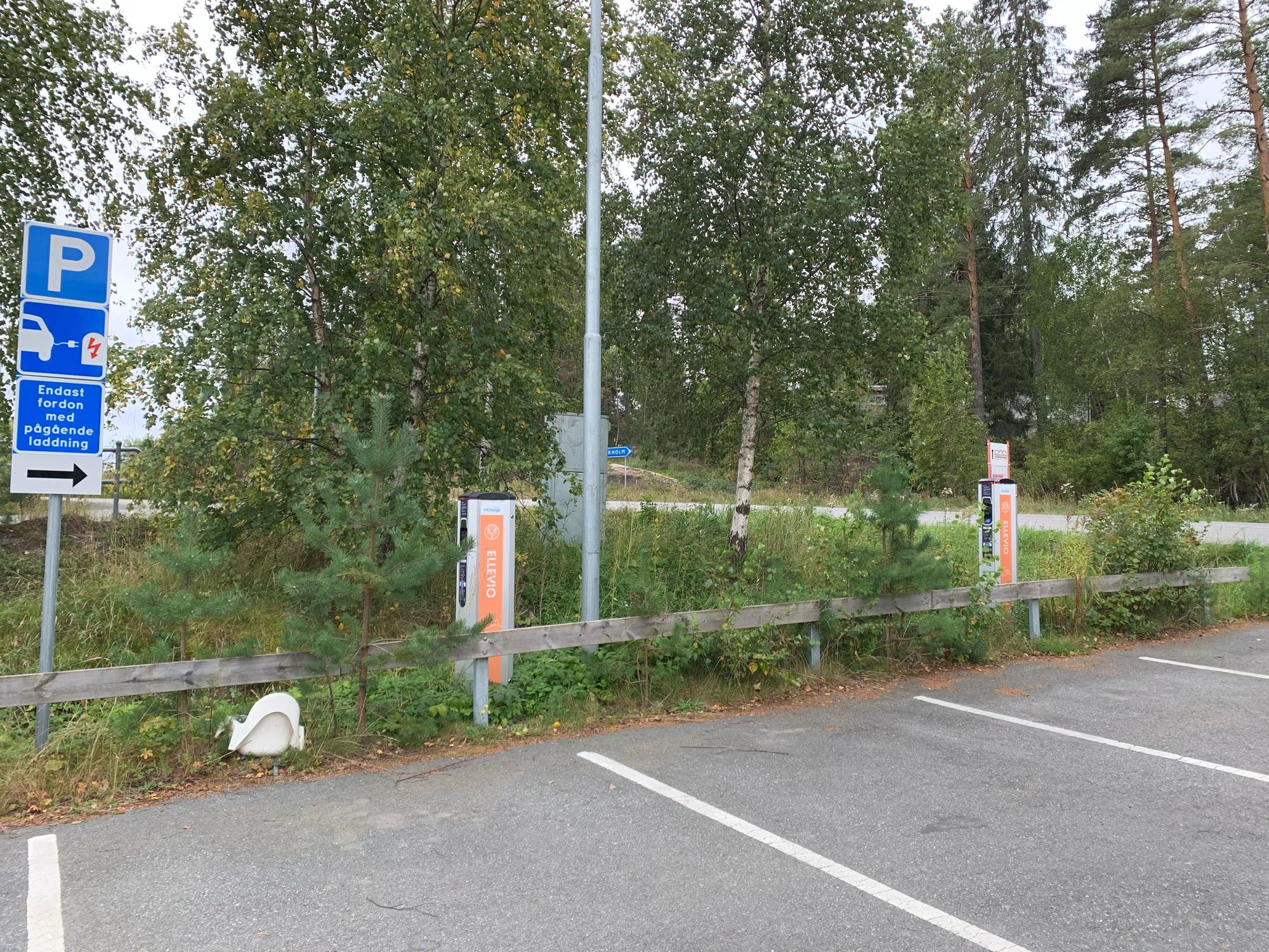 Gillinge Infartsparkering | Gillinge 30, 186 91 Vallentuna, Sverige ...