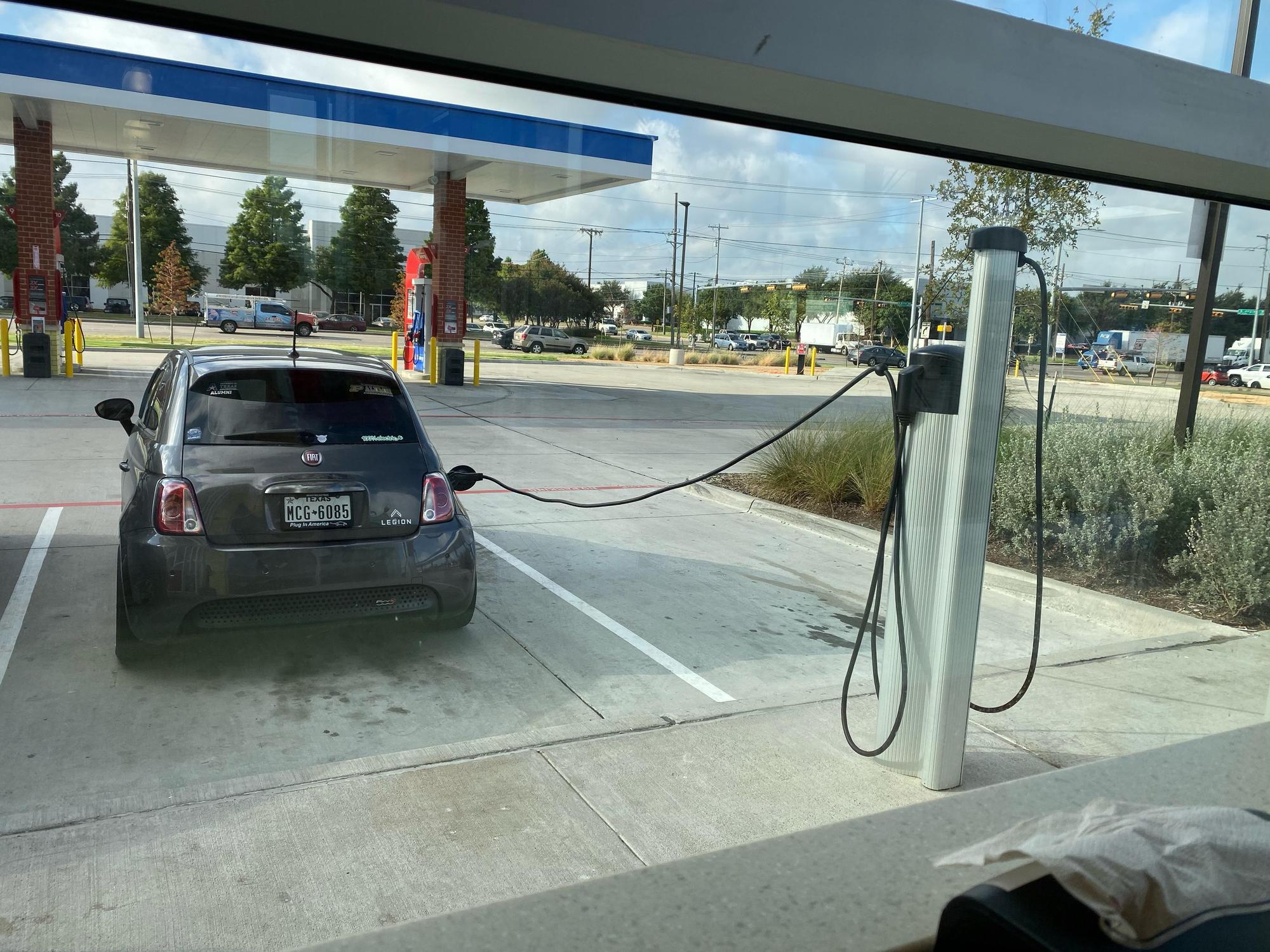 Ricky Rockets Fuel Center | Garland, TX | EV Station
