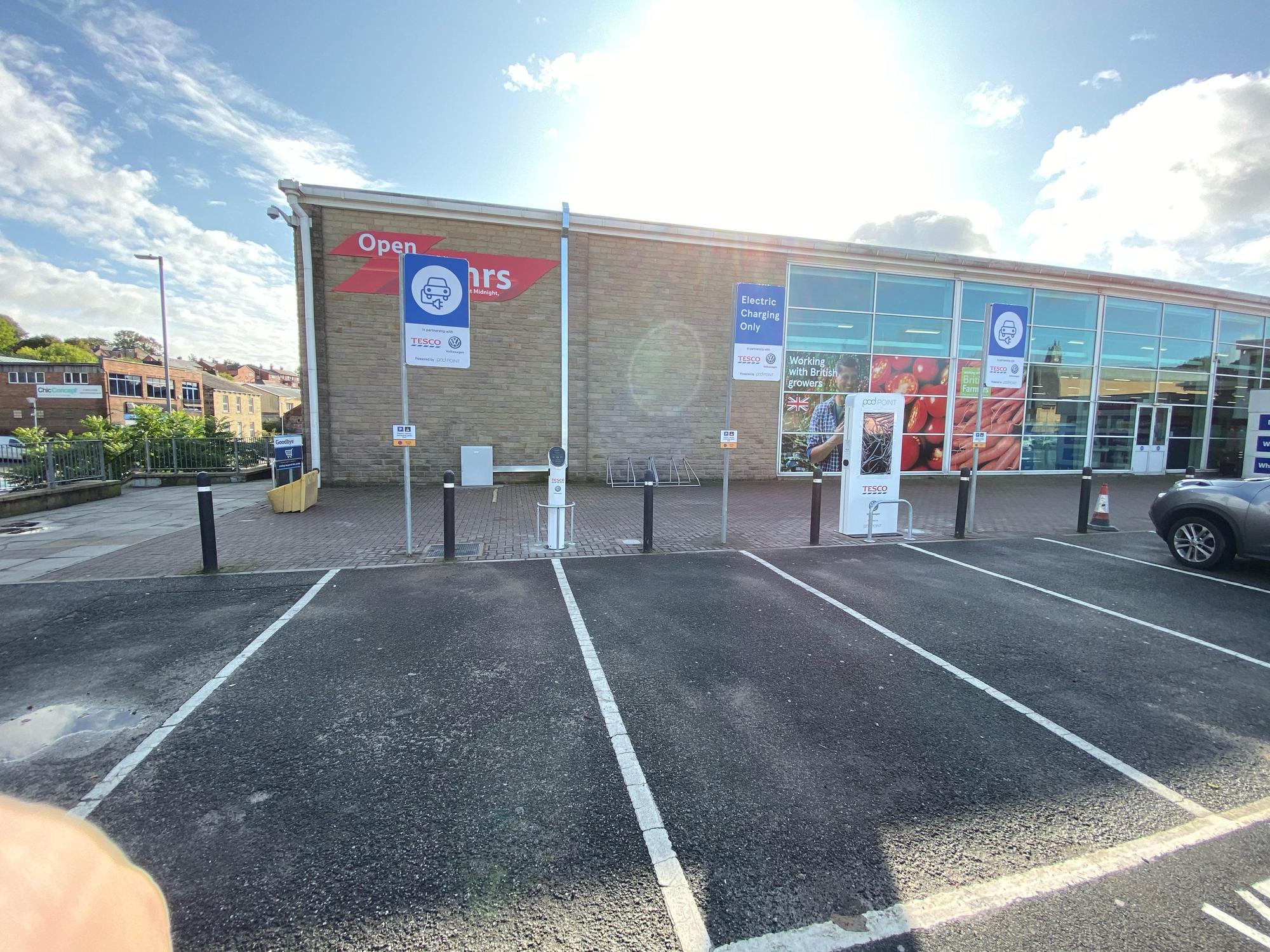 Tesco Extra Batley | Bradford Rd, Batley, WF17 5DR, United Kingdom | EV ...