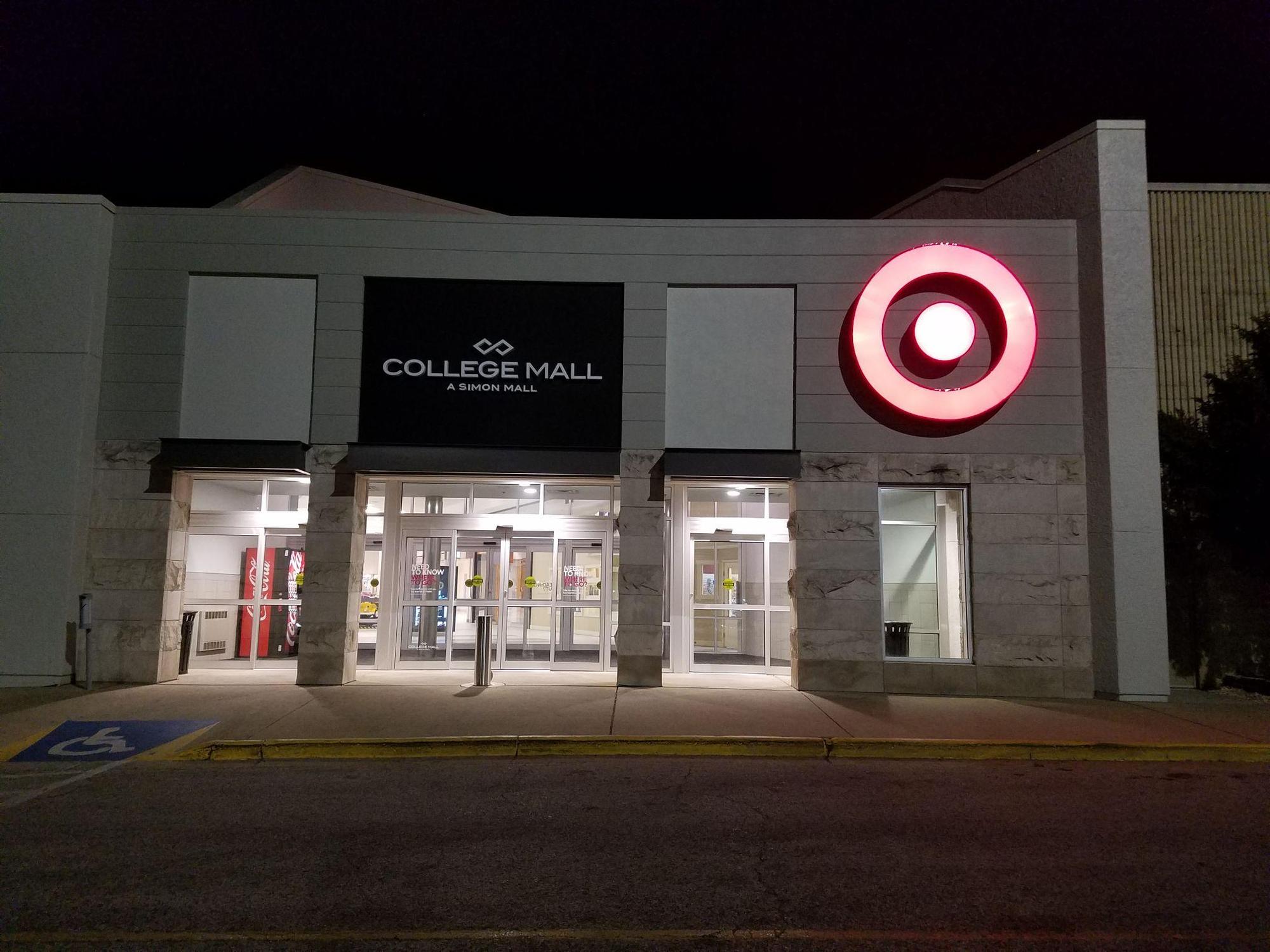 College Mall | Bloomington, IN | EV Station