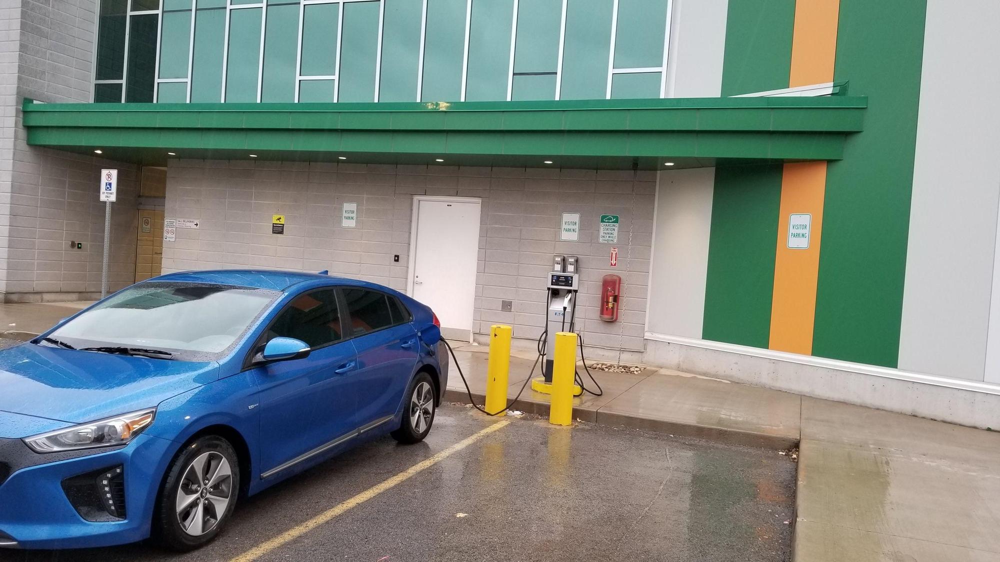 Durham Region Transit Depot | Oshawa, ON | EV Station