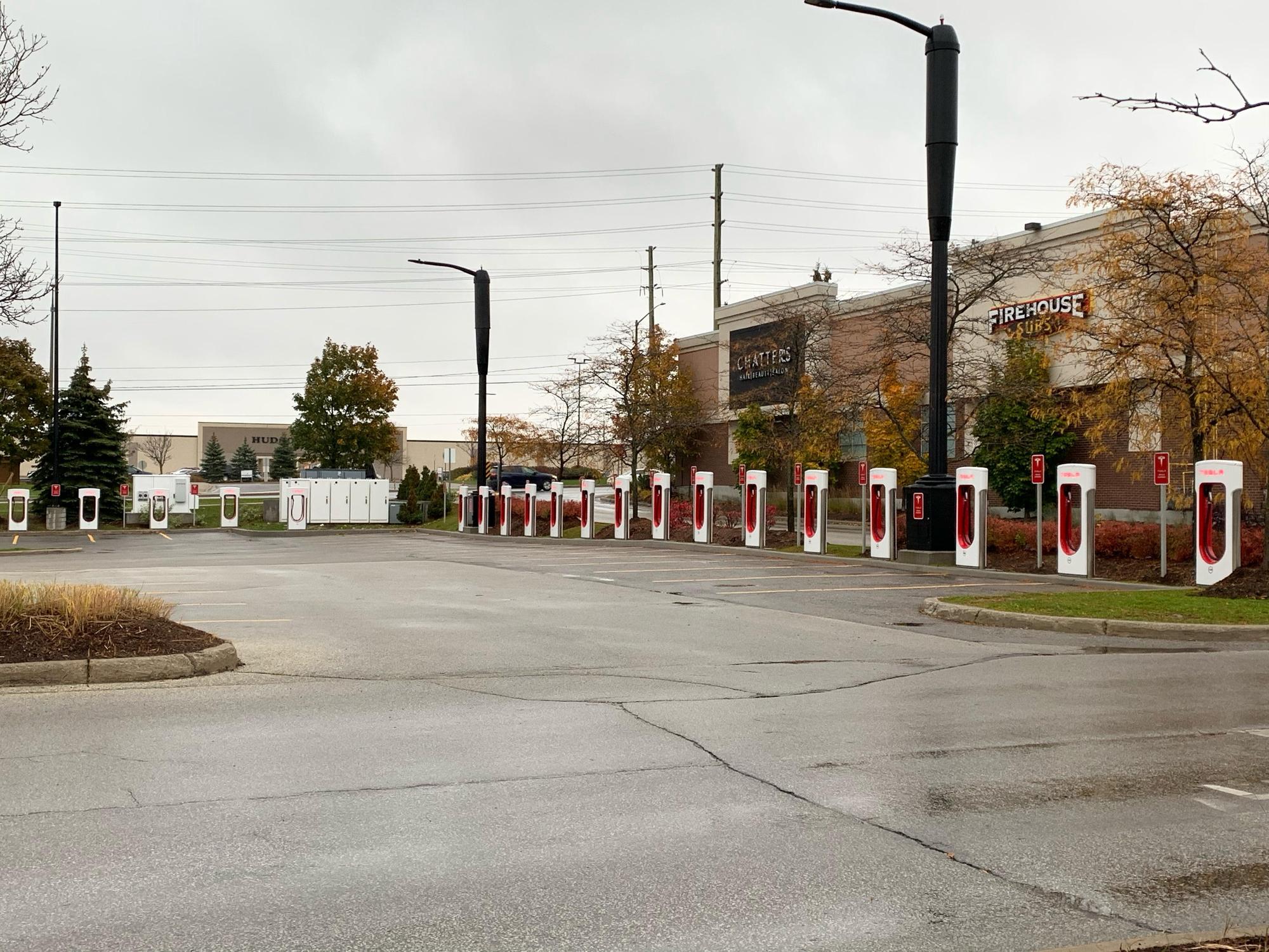 SmartCentres Barrie North | Barrie, ON | EV Station