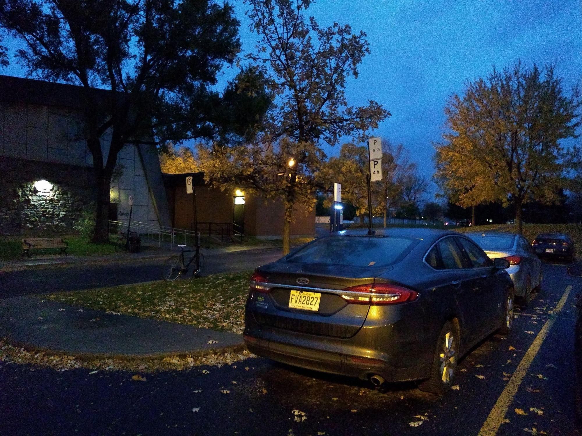 Centre sportif Jean-Rougeau | Montréal, QC | EV Station