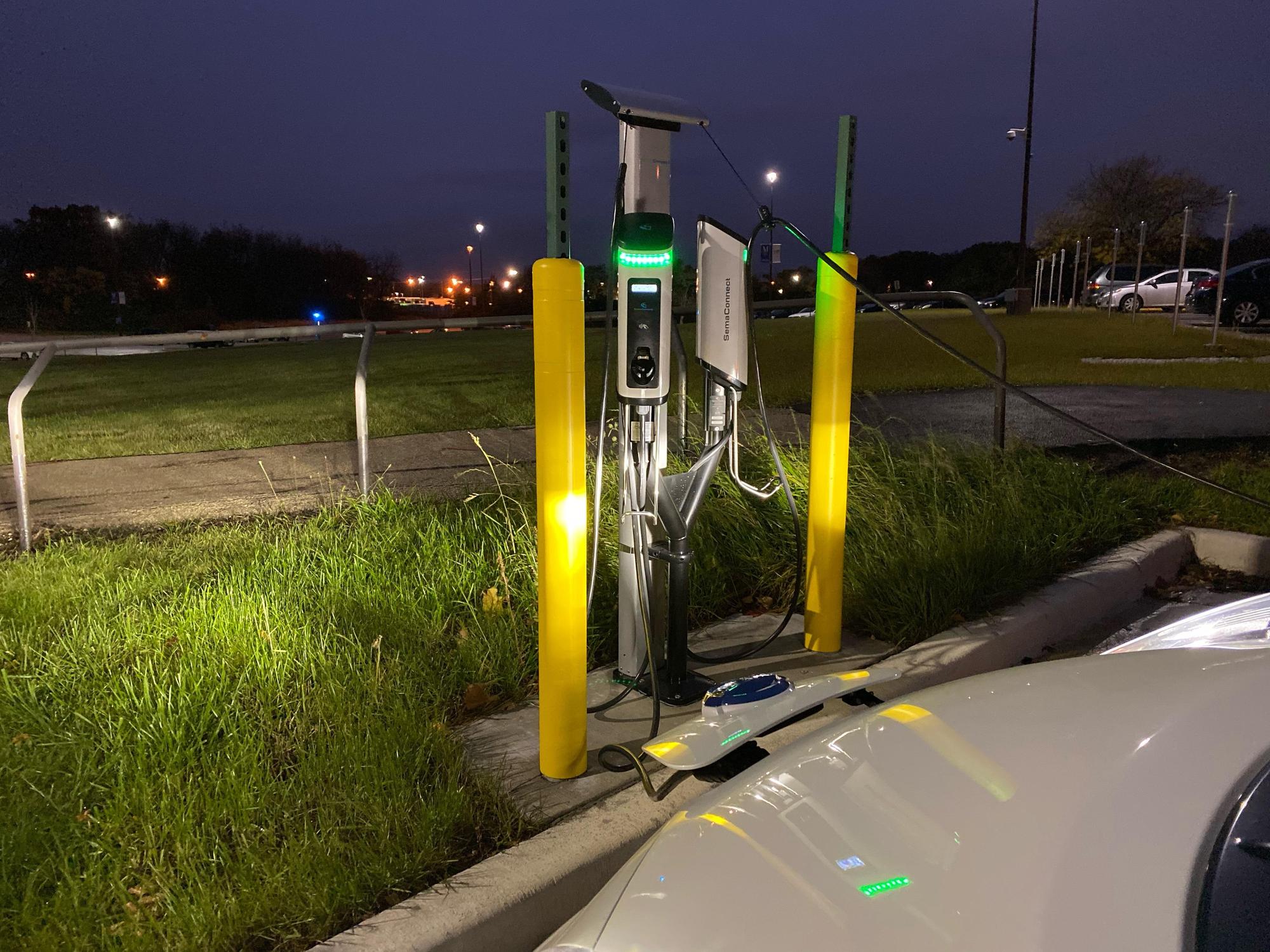 Milwaukee Area Technical College (MATC) | Oak Creek, WI | EV Station