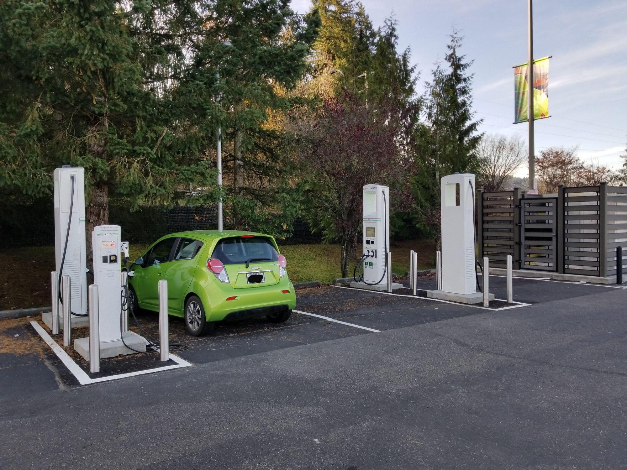 Target | Issaquah, WA | EV Station