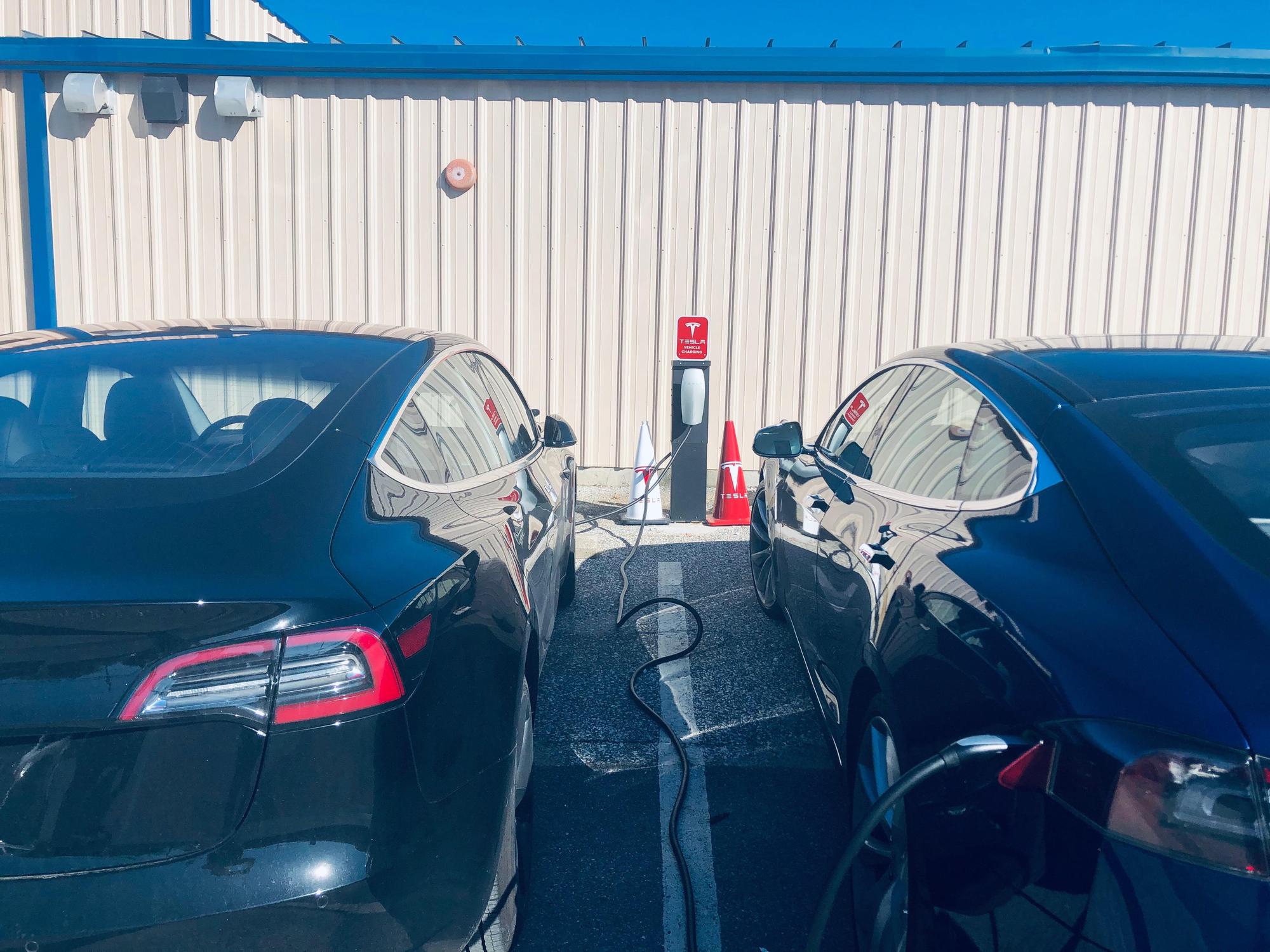 Greenmount Bowl | Hampstead, MD | EV Station