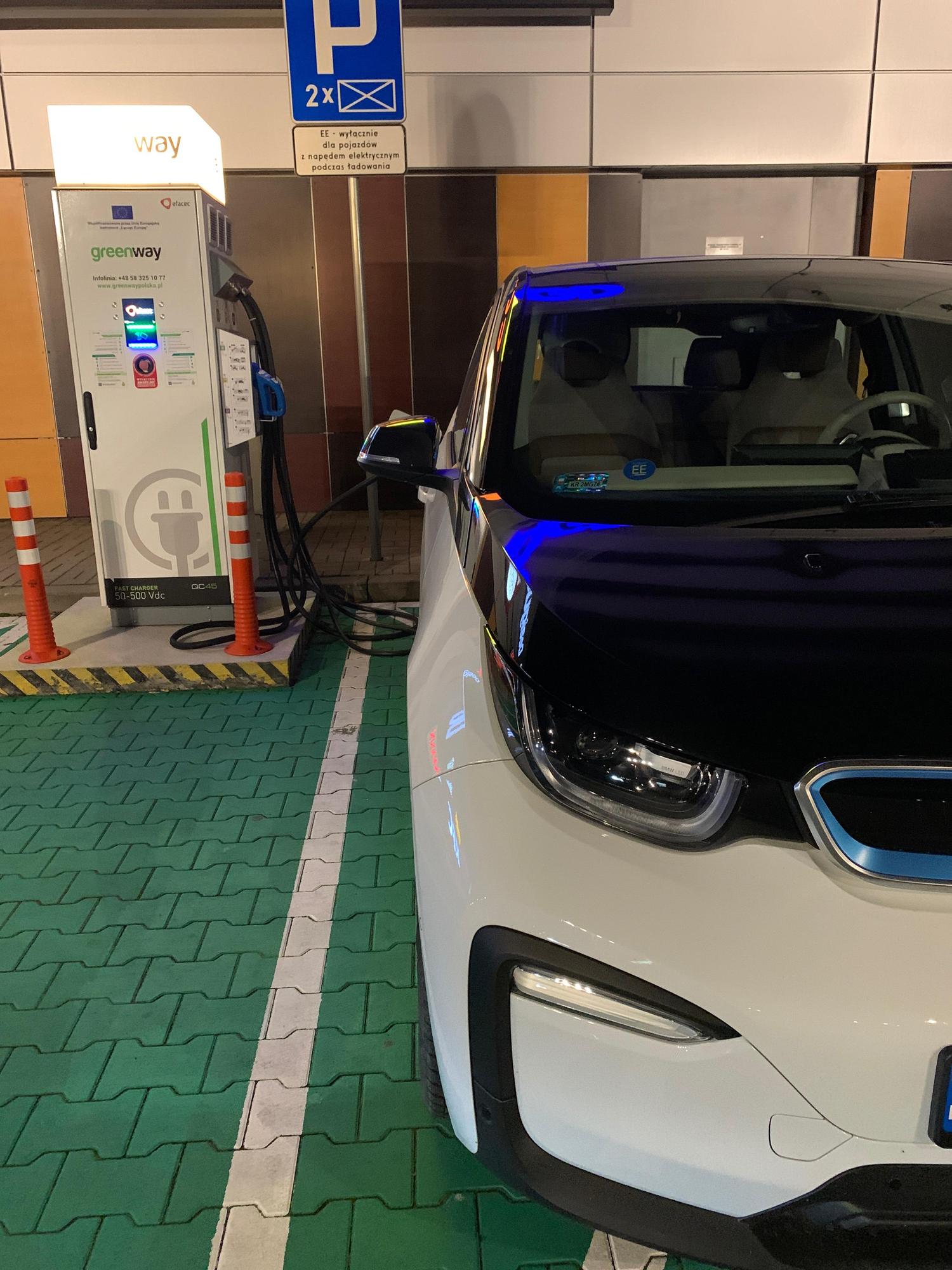 Factory Kraków Modlniczka | Modlniczka, Małopolskie | EV Station