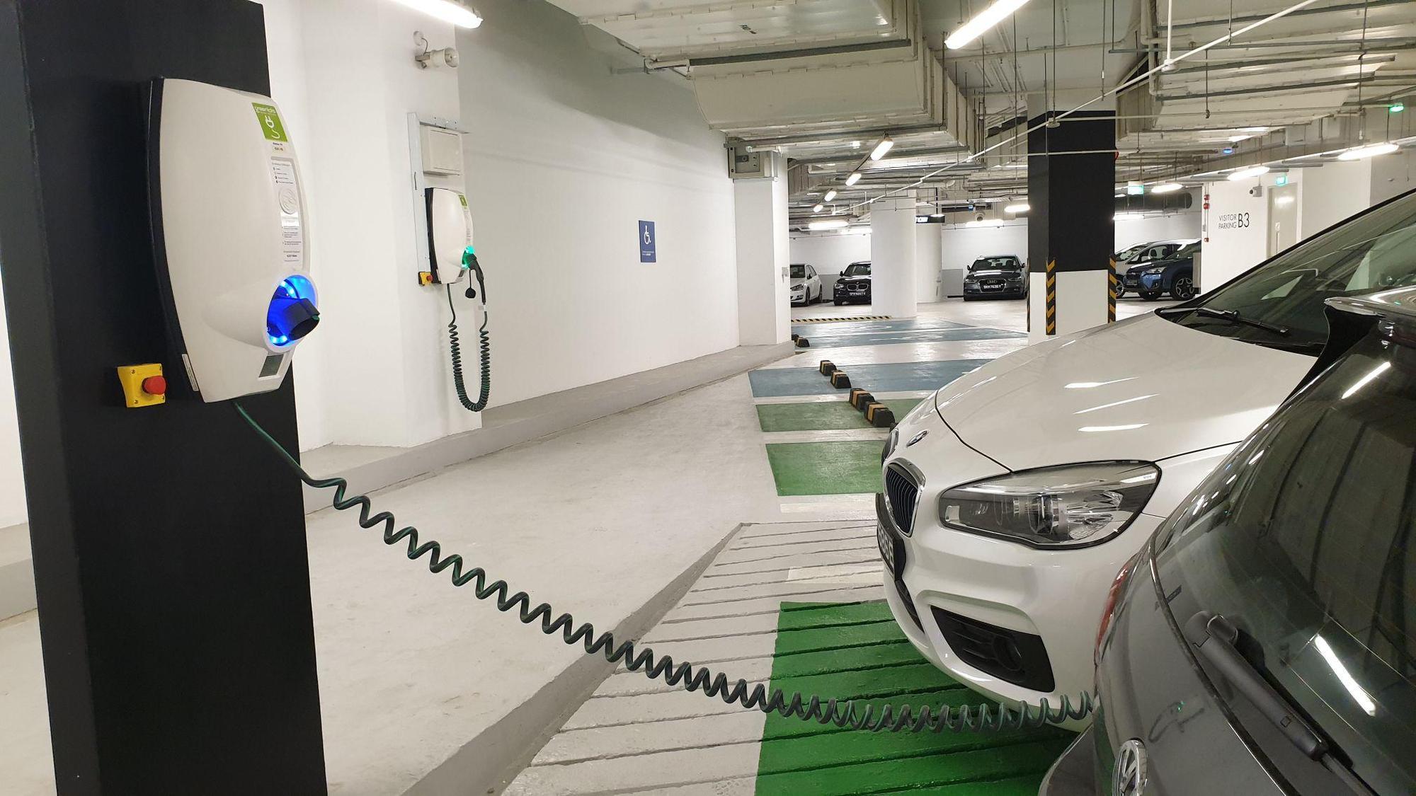 Fraser Tower | 182 Cecil St, Singapore 069547 | EV Station