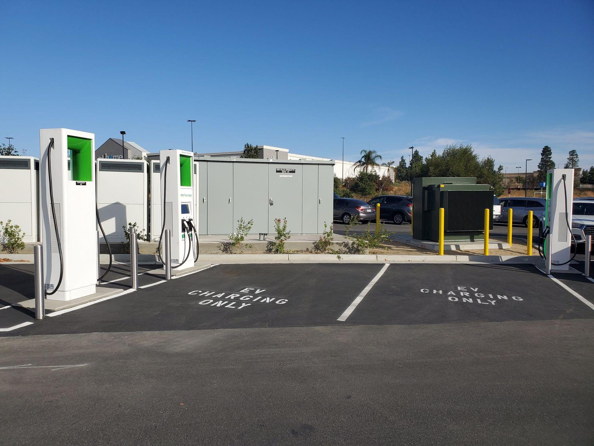 Walmart Supercenter Riverside | Riverside, CA | EV Station