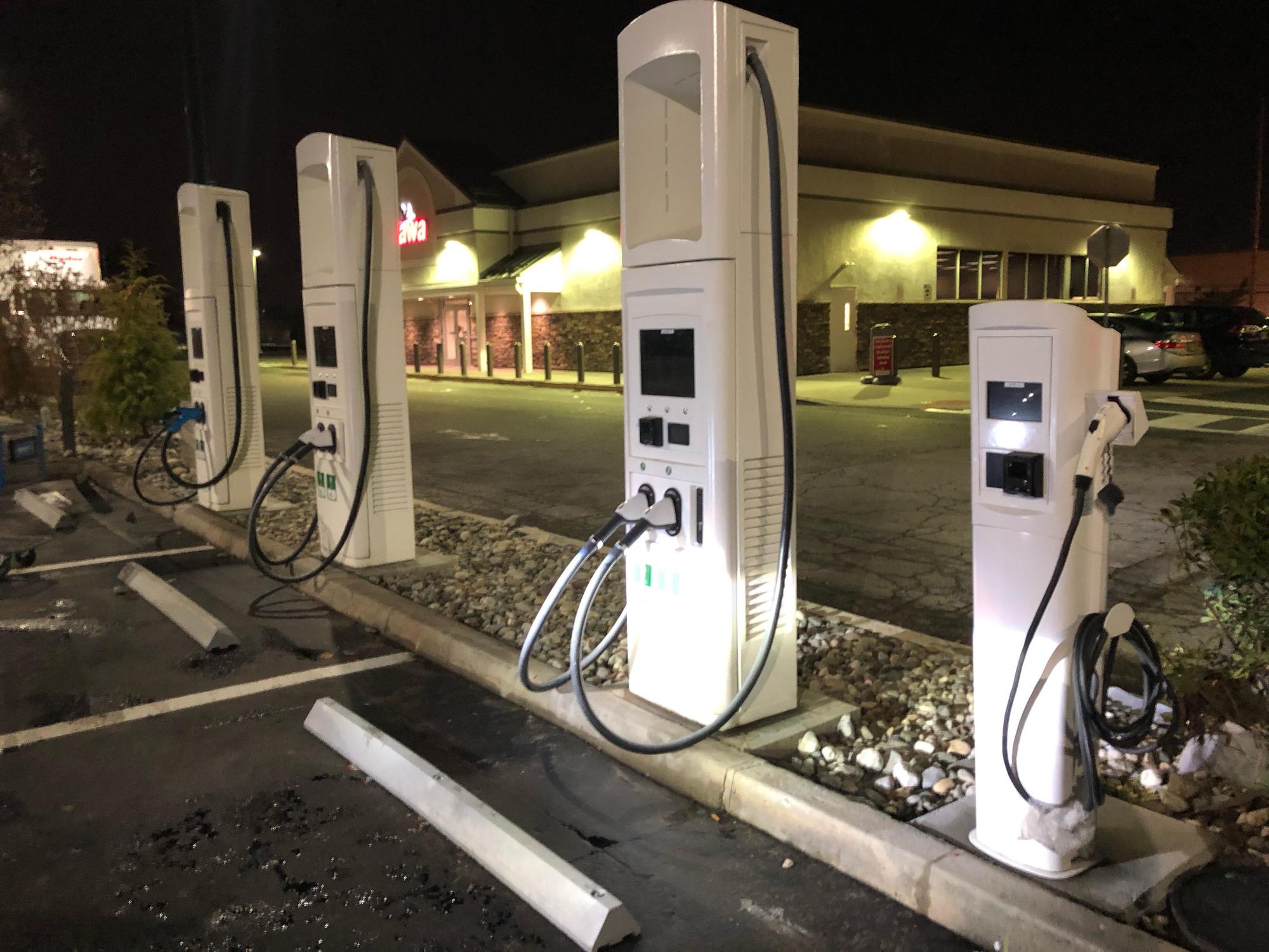 Walmart Supercenter Kearny | Kearny, NJ | EV Station