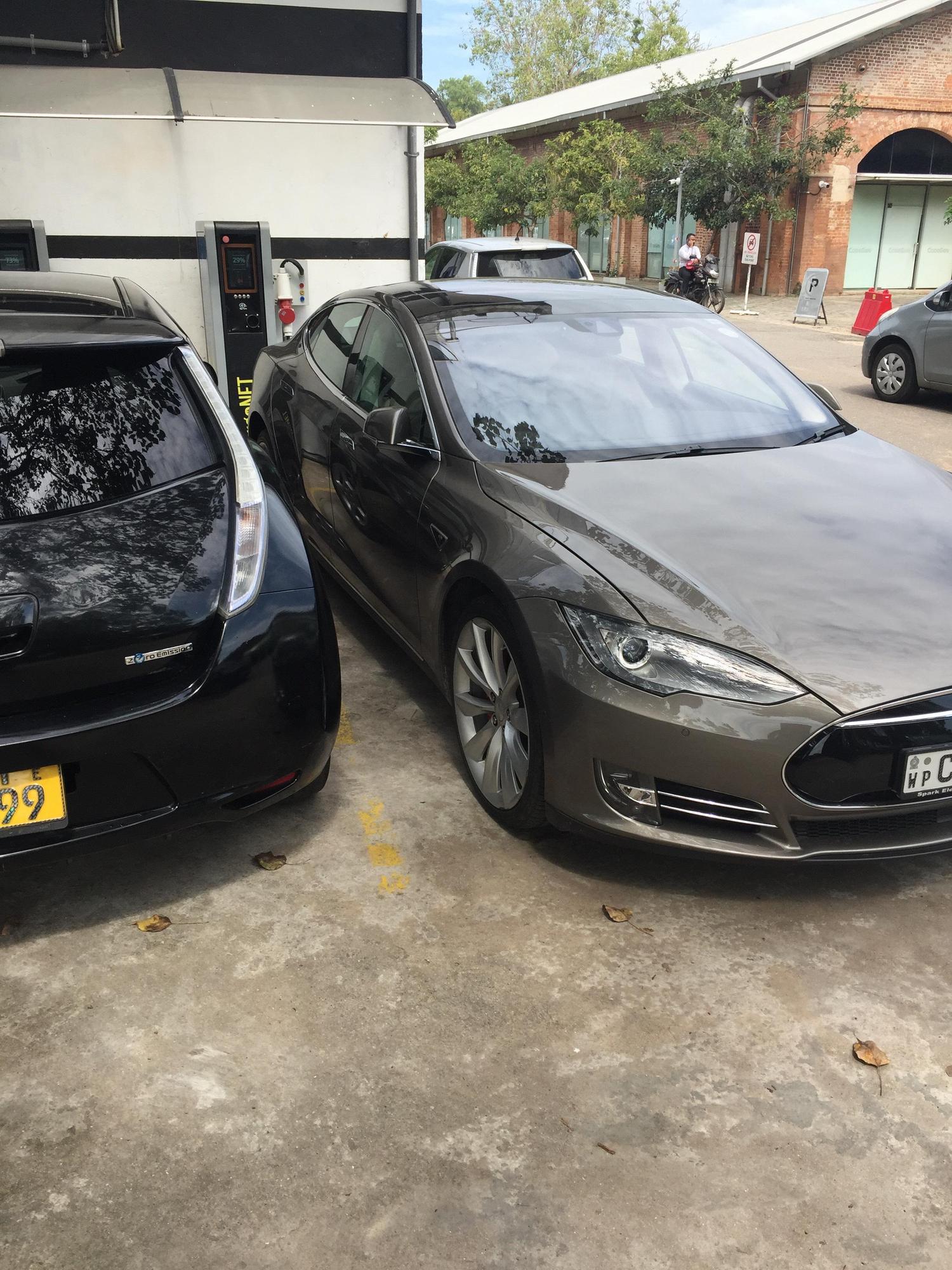 Trace Expert City | Colombo, WP | EV Station