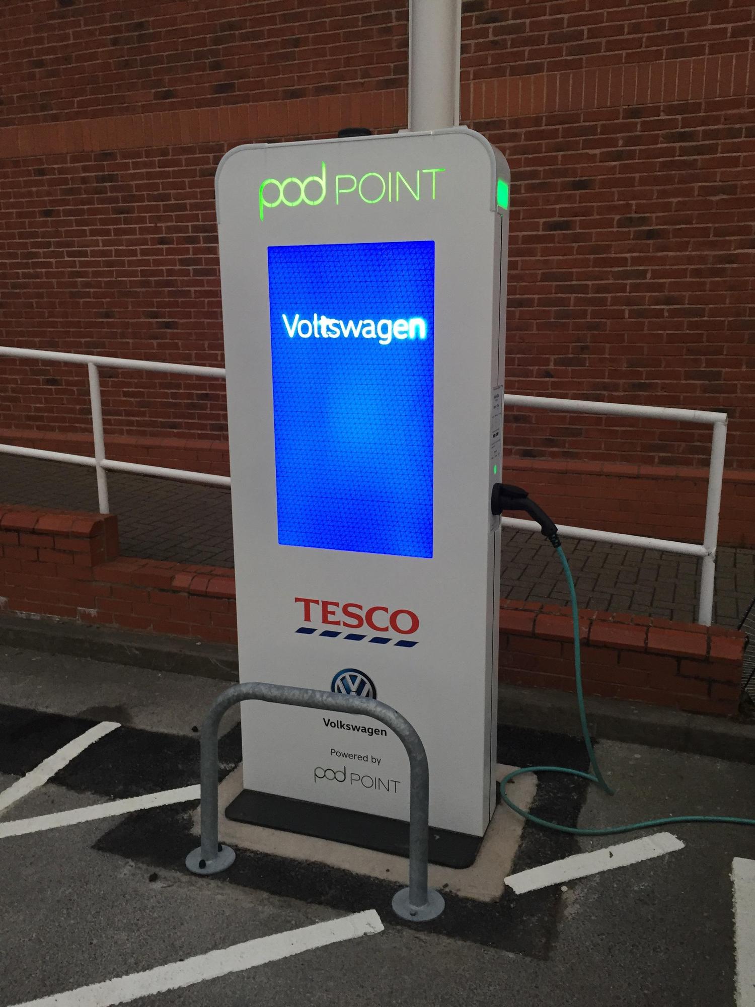 Tesco Superstore Worcester | St Peters Dr, Worcester, WR5 3SW, United ...