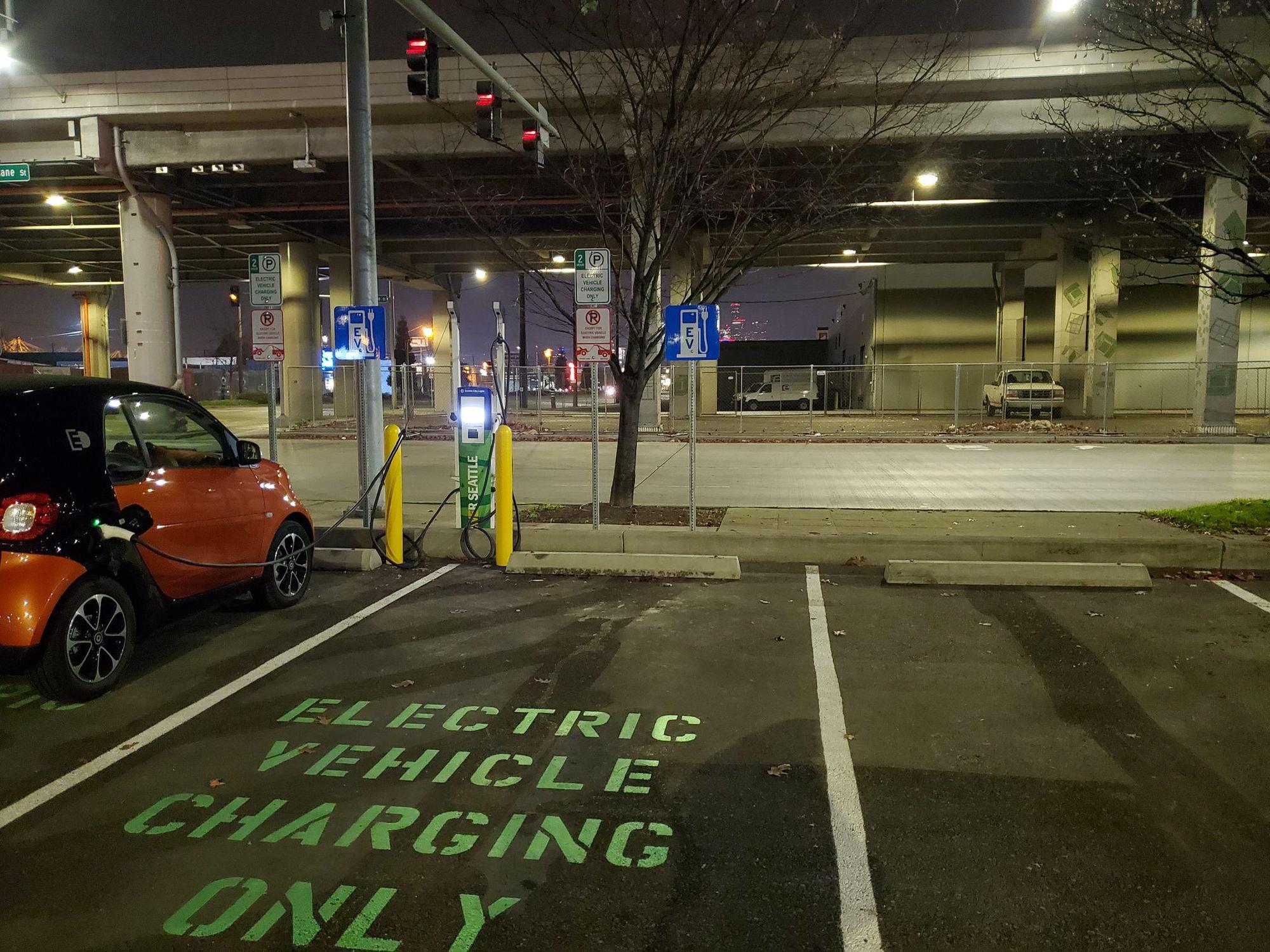Seattle City Light South Service Center | Seattle, WA | EV Station