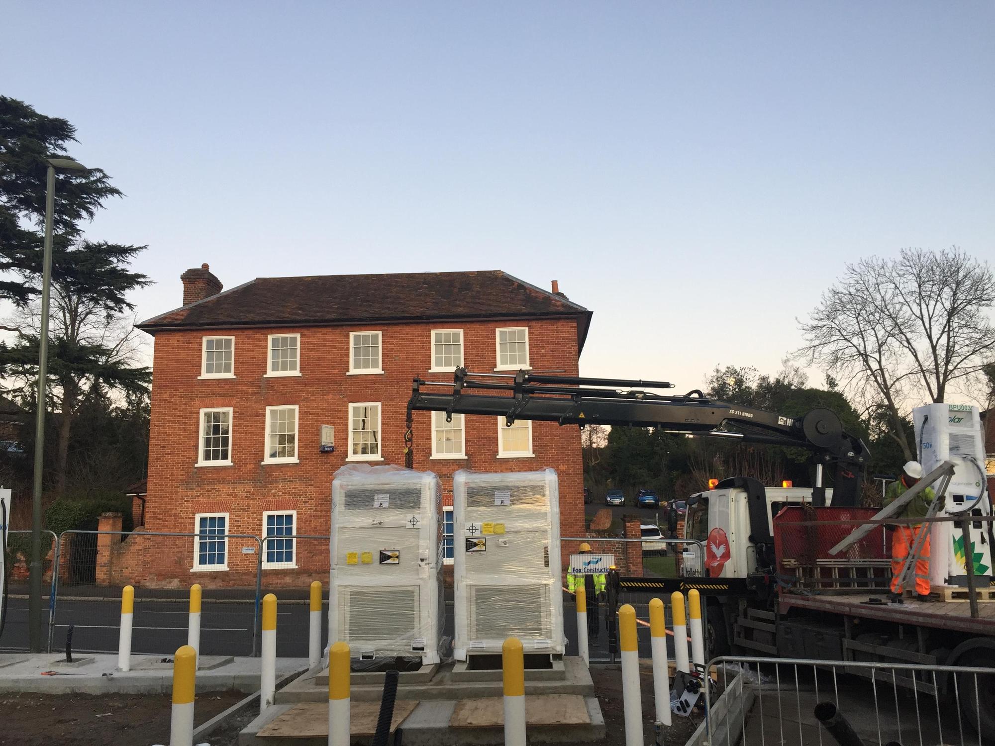 BP Bagshot | 40 London Road, Bagshot, GU19 5HL, United Kingdom | EV Station