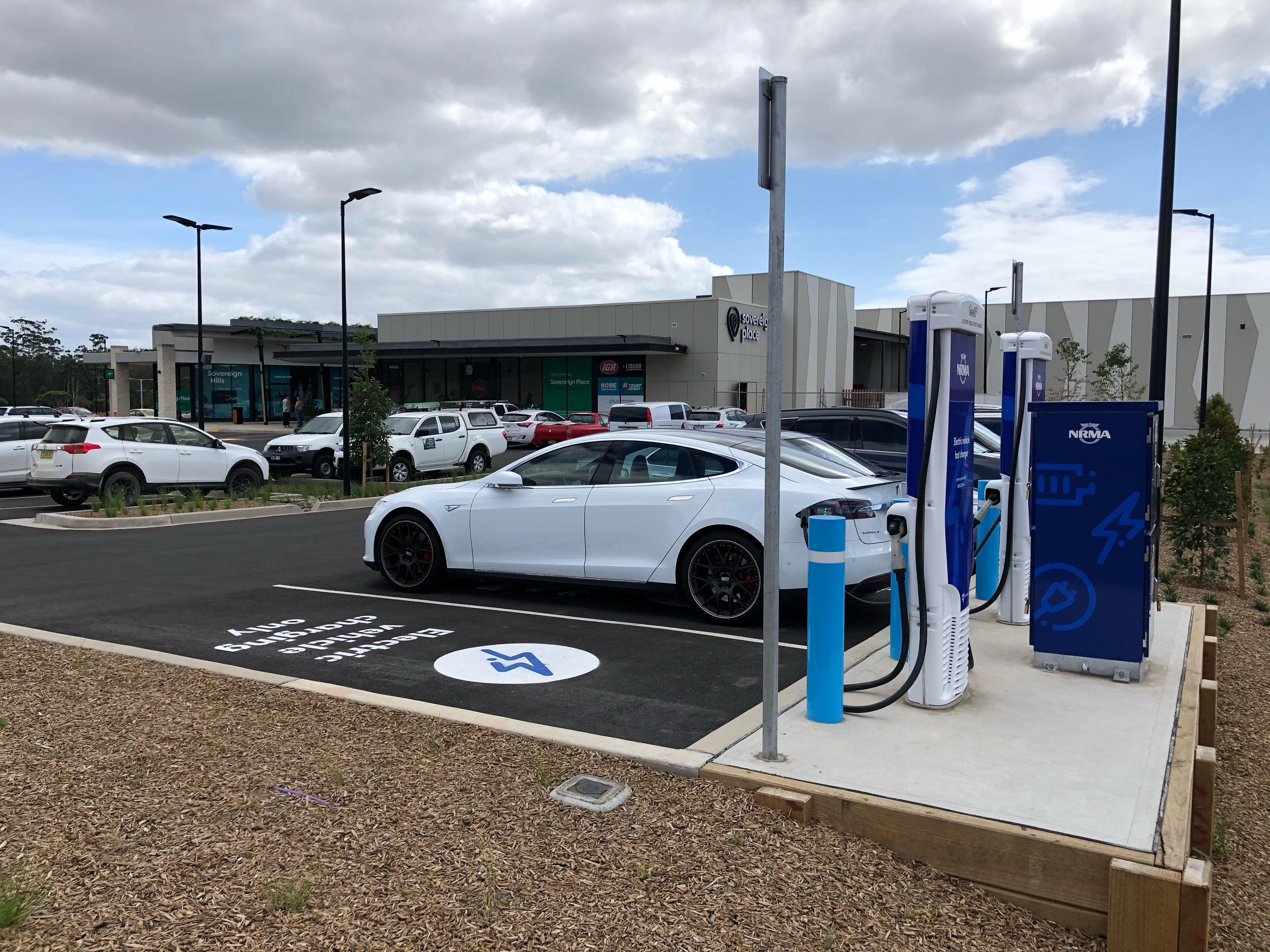 Sovereign Place | Thrumster, NSW | EV Station