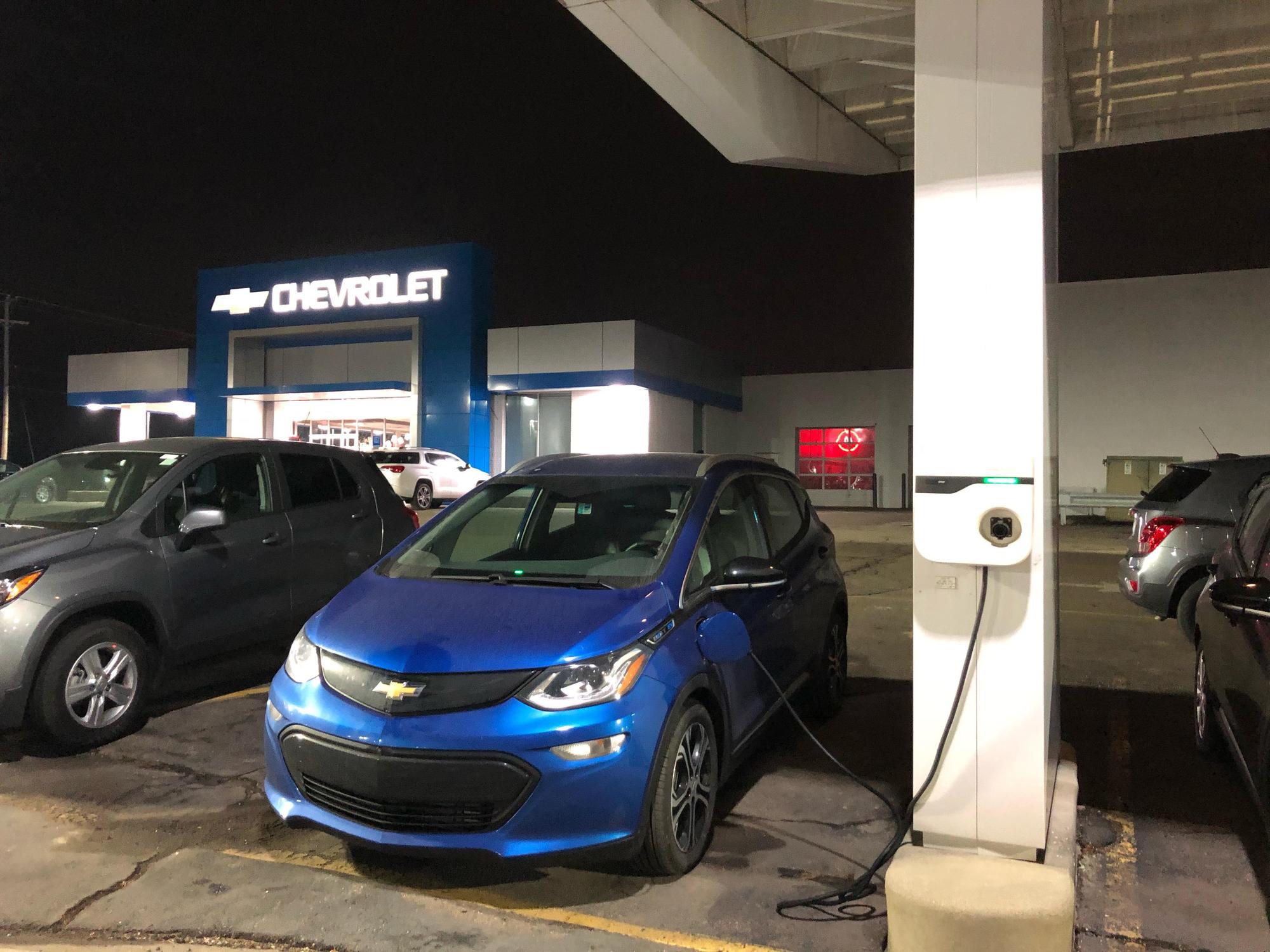 Al Serra Chevrolet | Grand Blanc, MI | EV Station