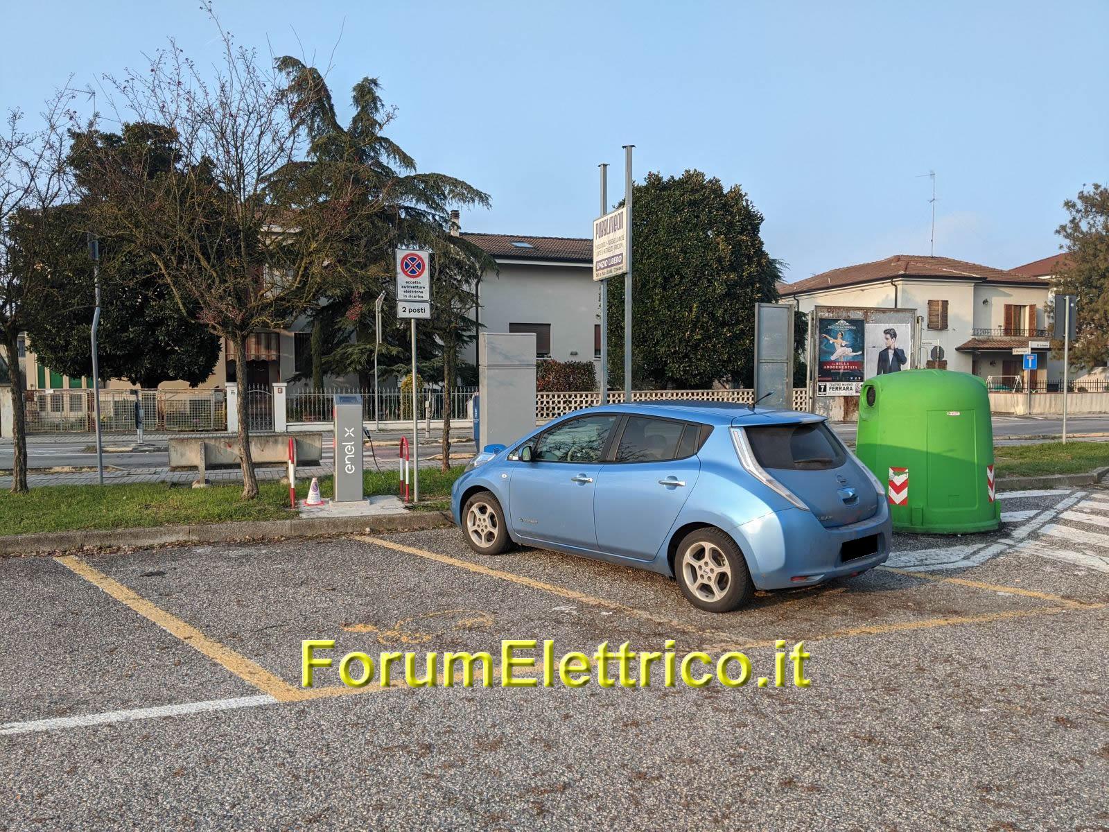 Via per Scortichino Parcheggio / Ricarica | Bondeno, Emilia-Romagna ...