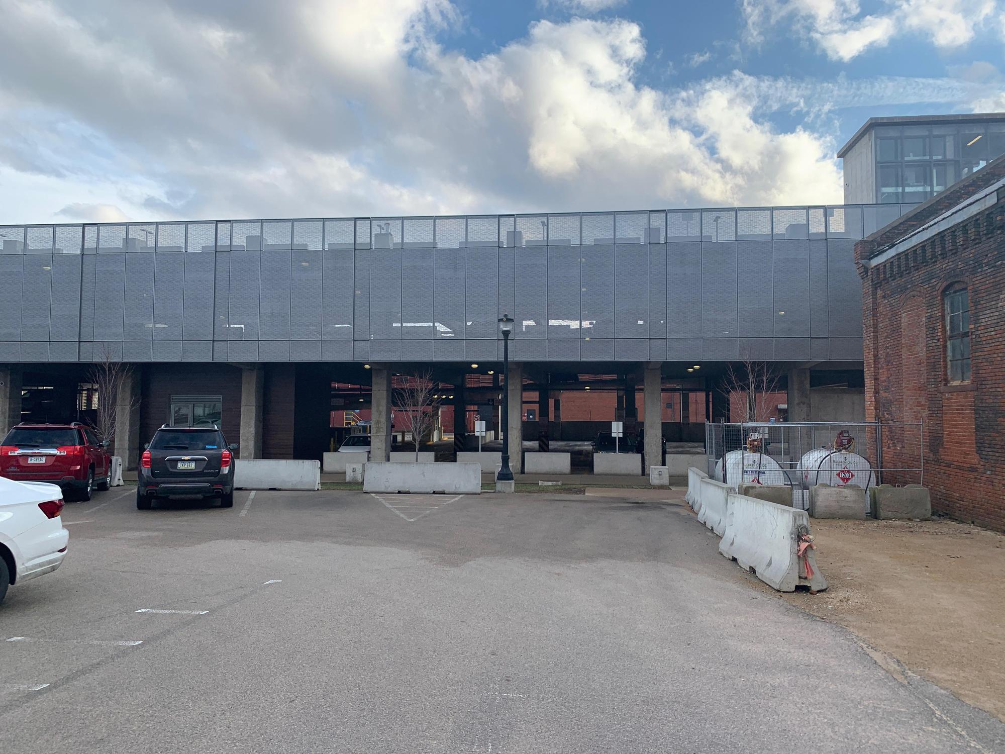 Intermodal Parking Ramp | Dubuque, IA | EV Station
