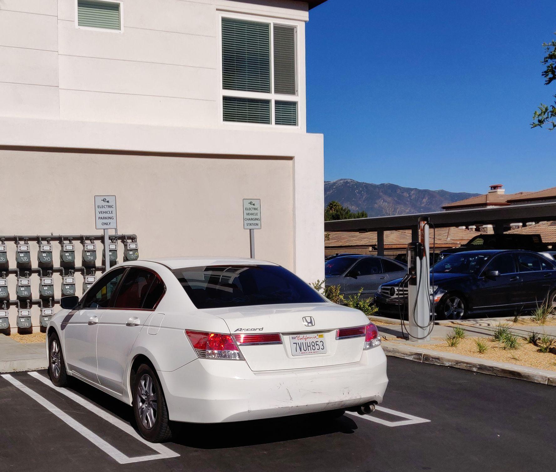 Arte | Rancho Cucamonga, CA | EV Station