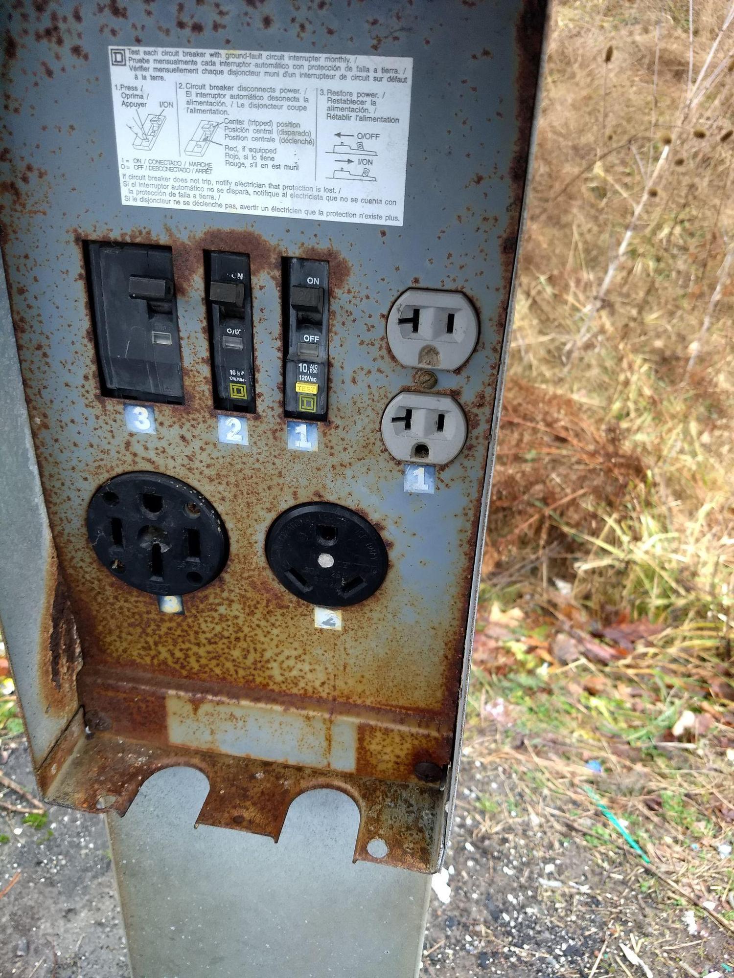 Portage Service Plaza | Freedom, OH | EV Station