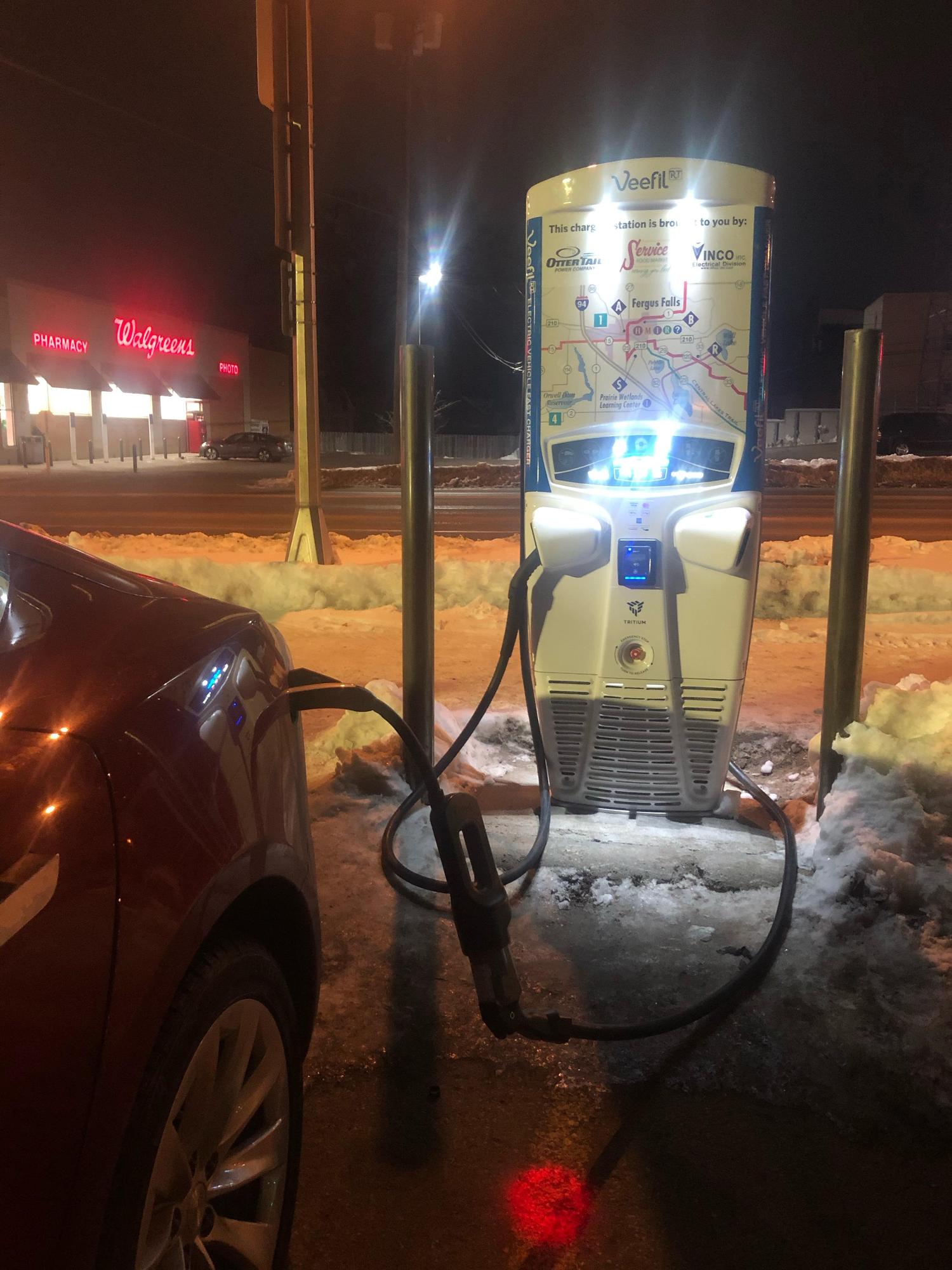 Service Food Market | Fergus Falls, MN | EV Station