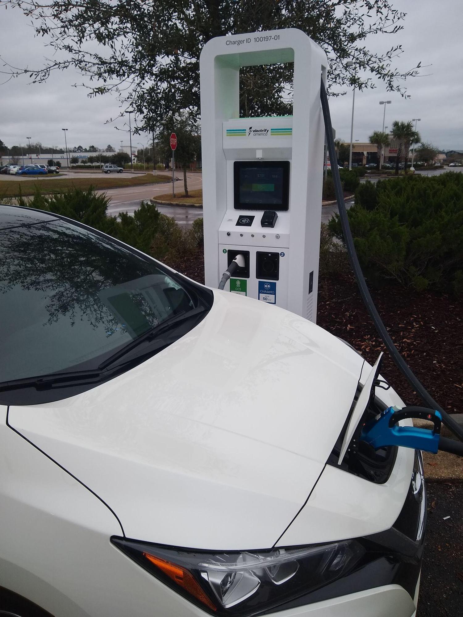Hammond Square - Target | Hammond, LA | EV Station