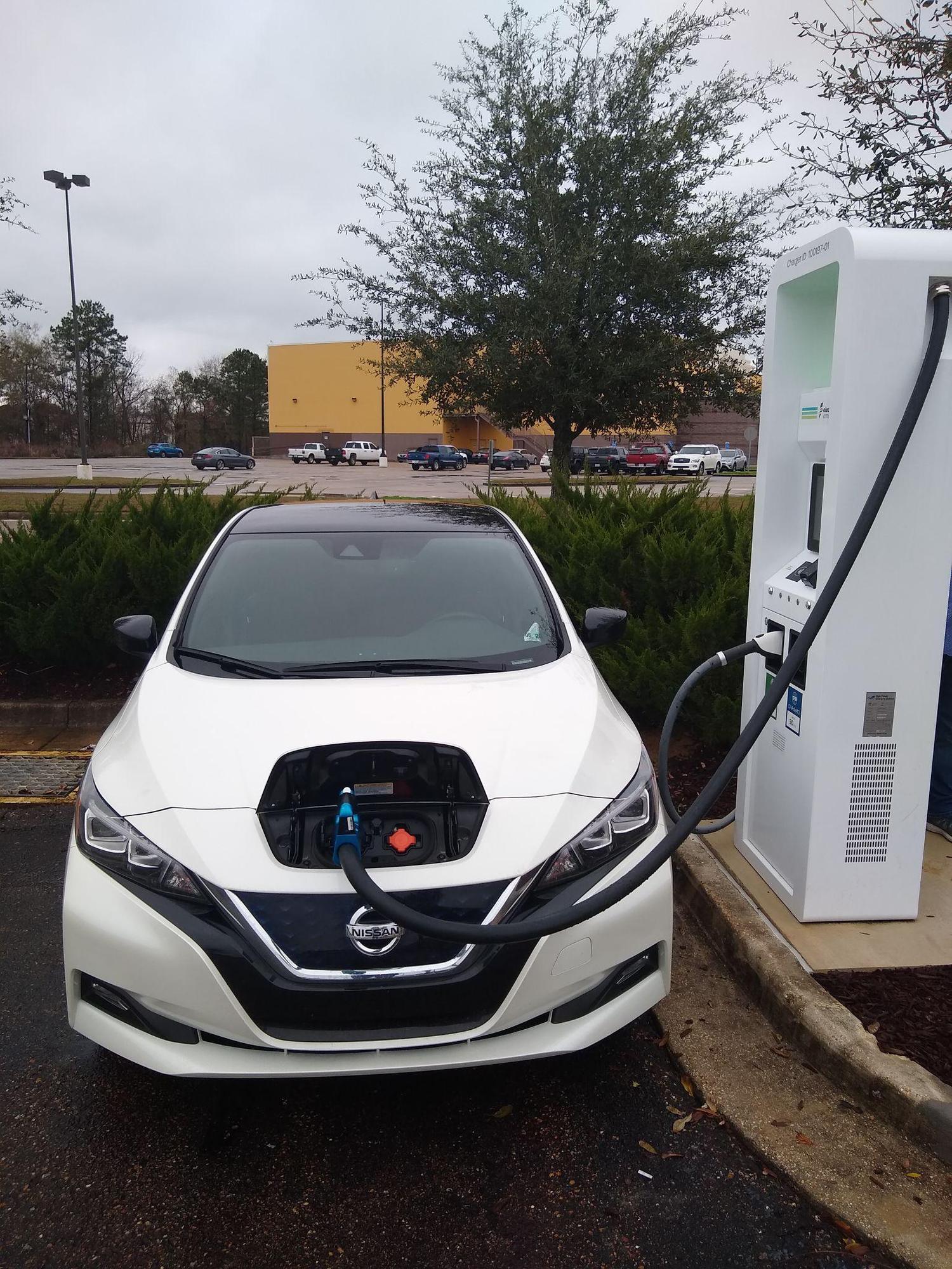 Hammond Square - Target | Hammond, LA | EV Station