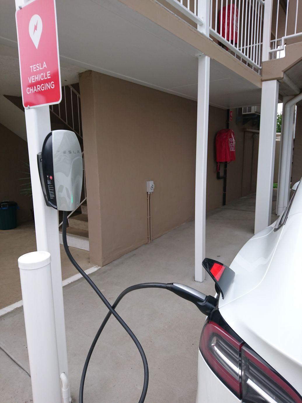 Winning Post Motor Inn | Mudgee, NSW | EV Station