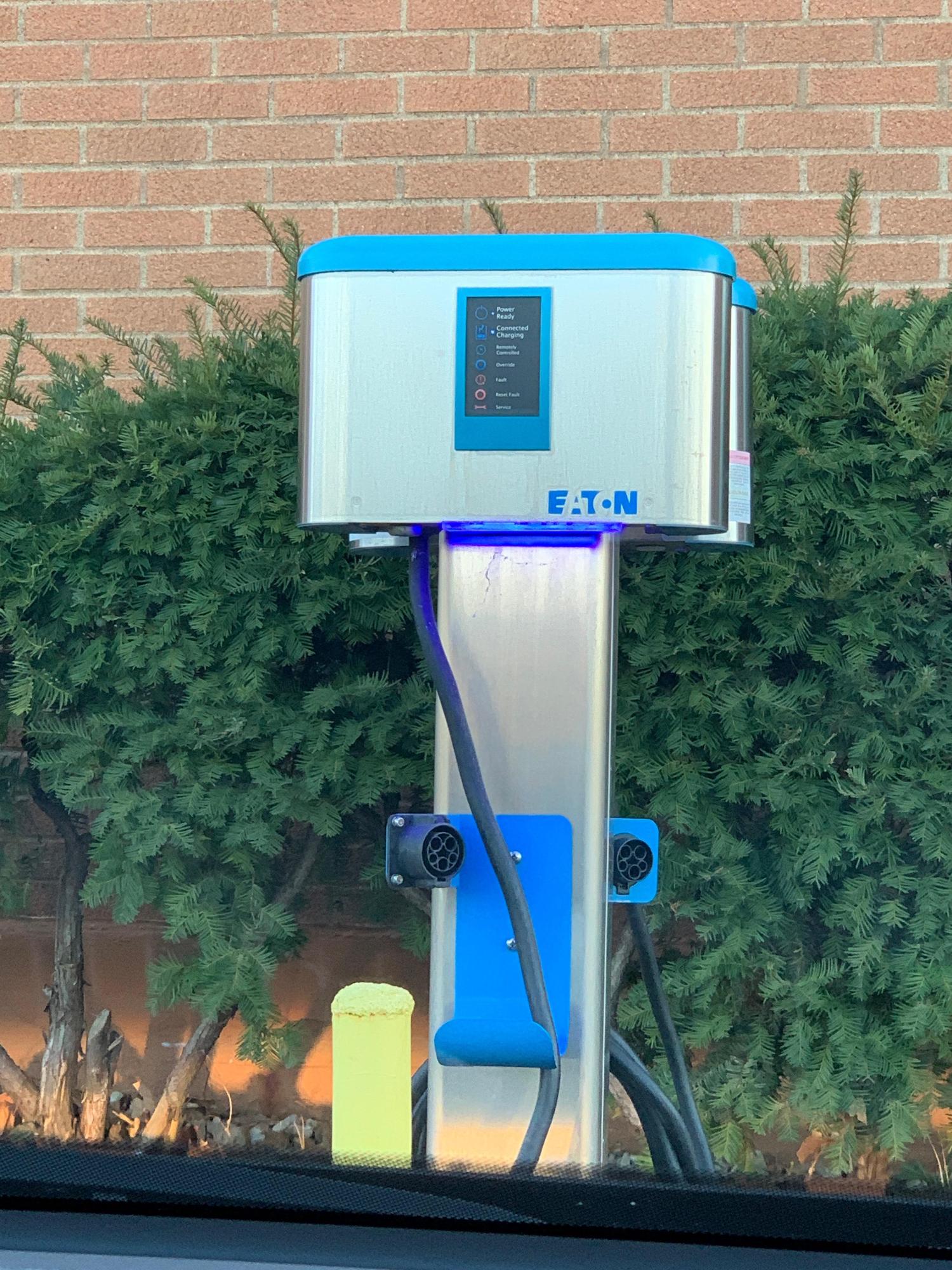 IBEW Local 1 - West | St. Louis, MO | EV Station