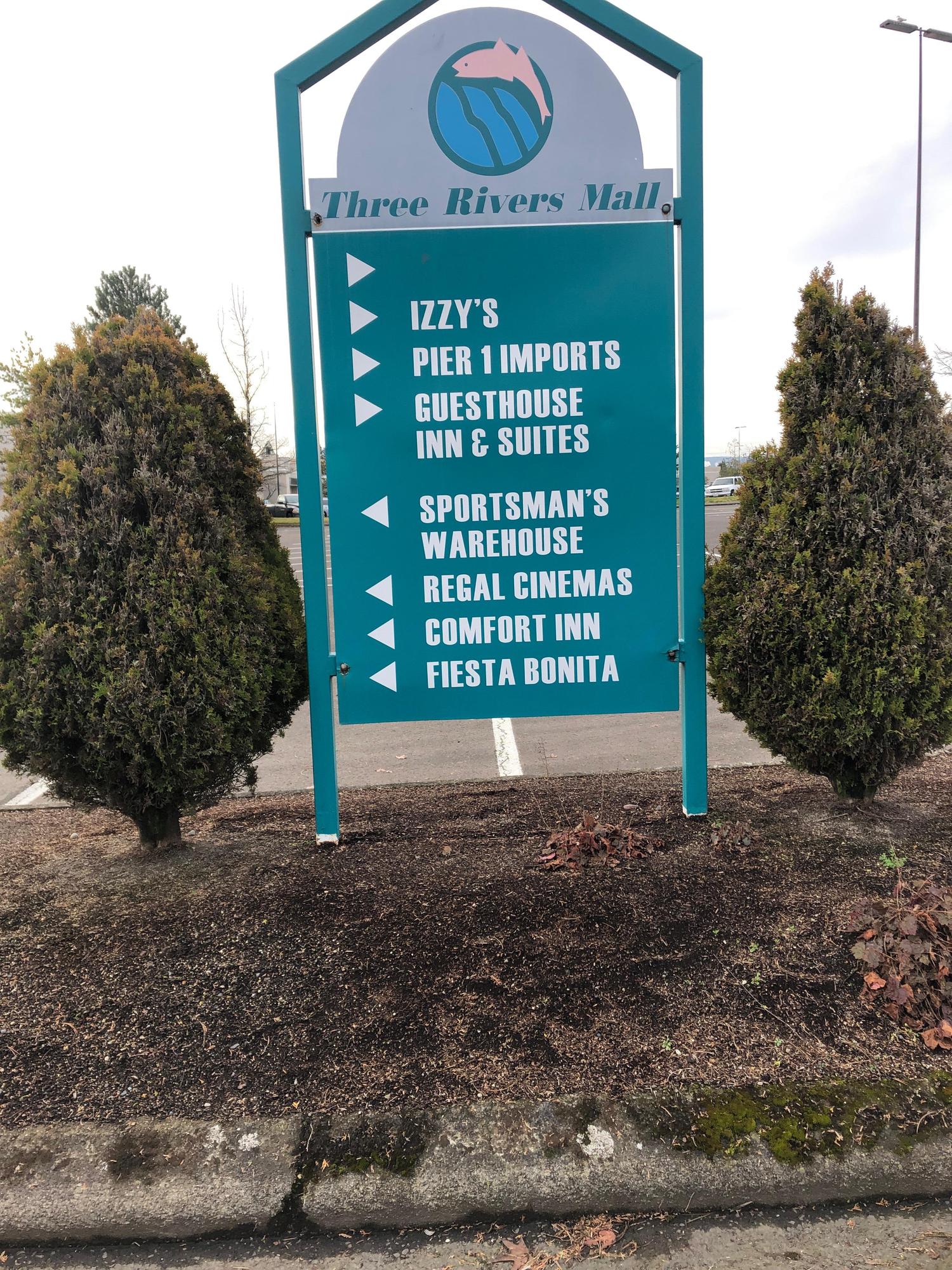 Three Rivers Mall | Kelso, WA | EV Station