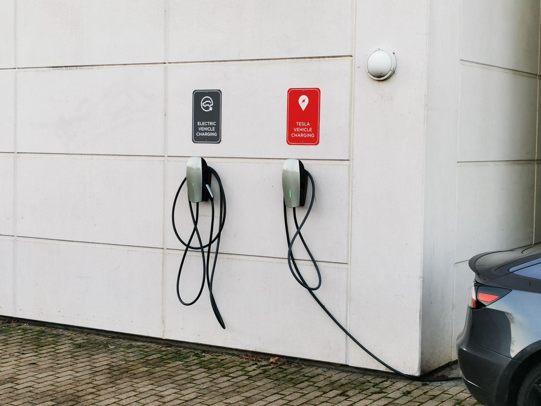 MMZ Interliving | NB, MV | EV Station