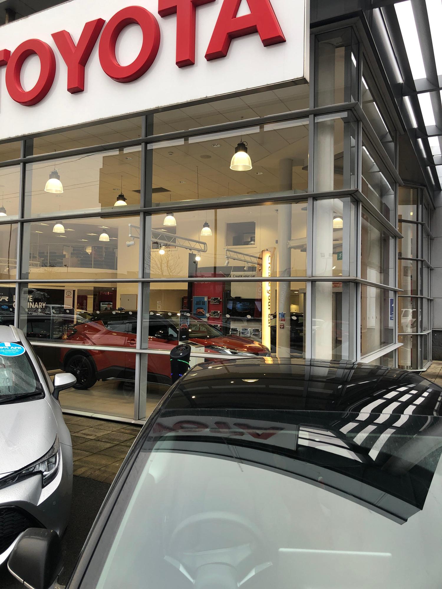 Vantage Toyota | Birmingham, England | EV Station