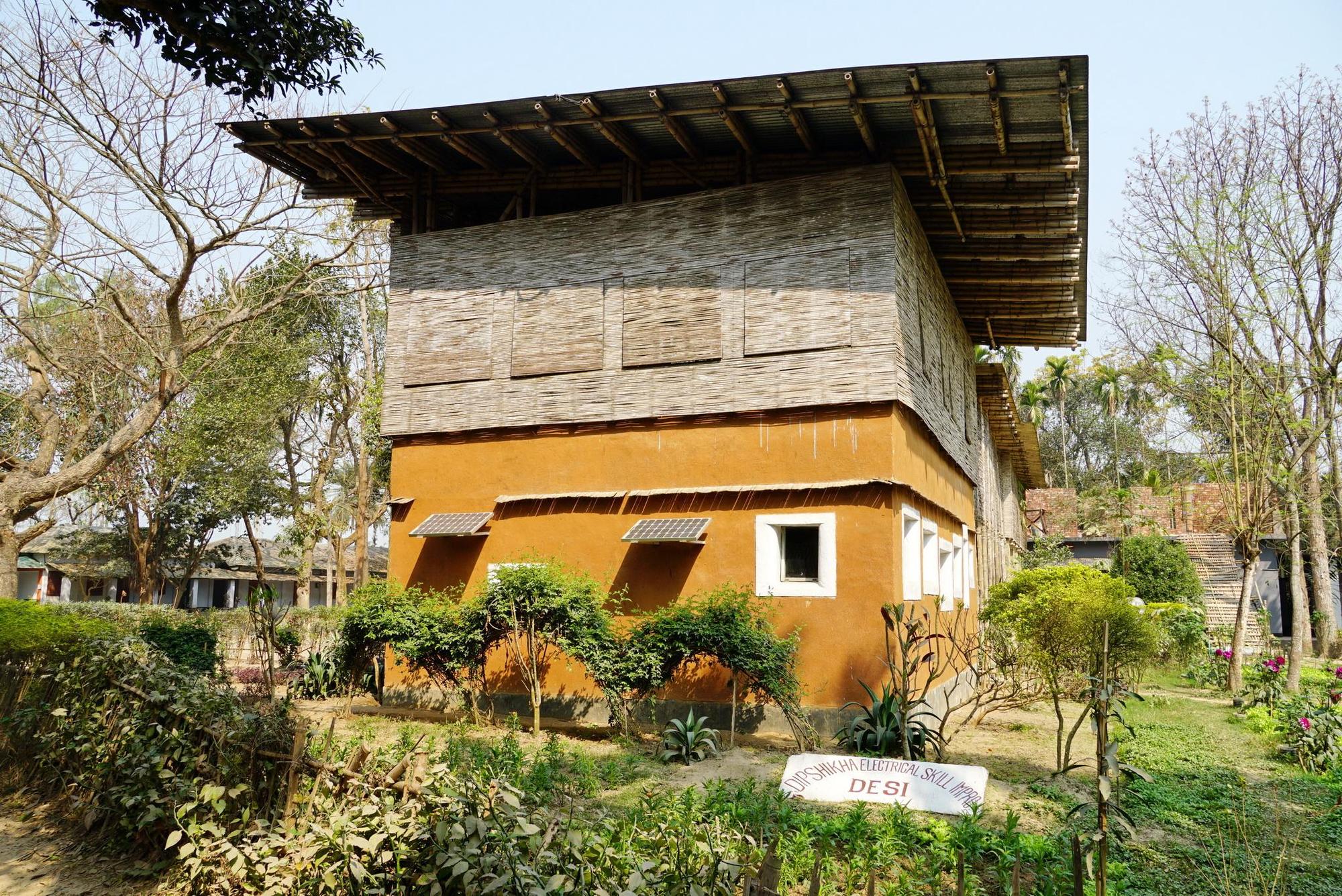 Rudrapur | Dipshikha METI School | EV Station