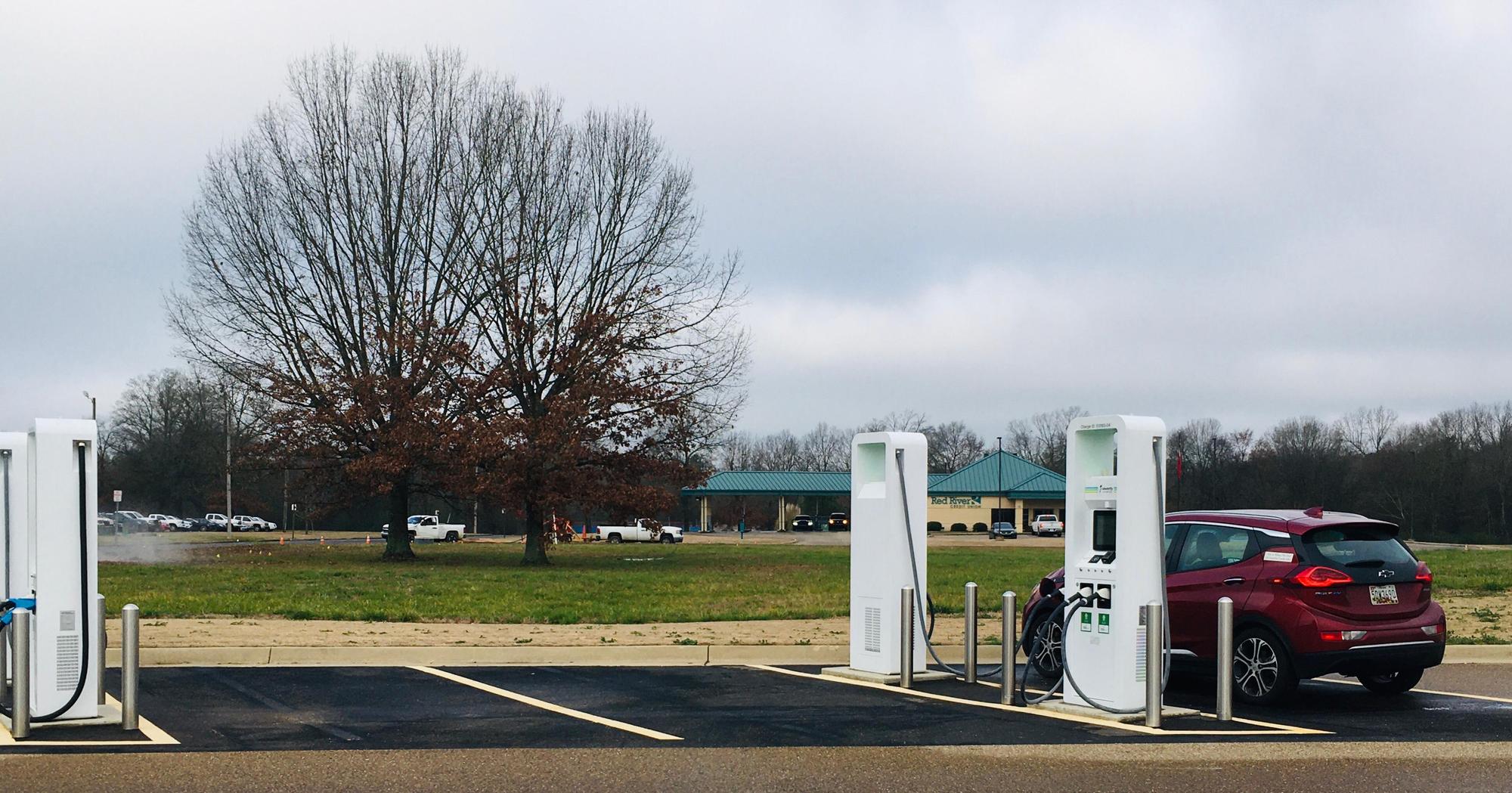 Walmart Supercenter | Hope, AR | EV Station