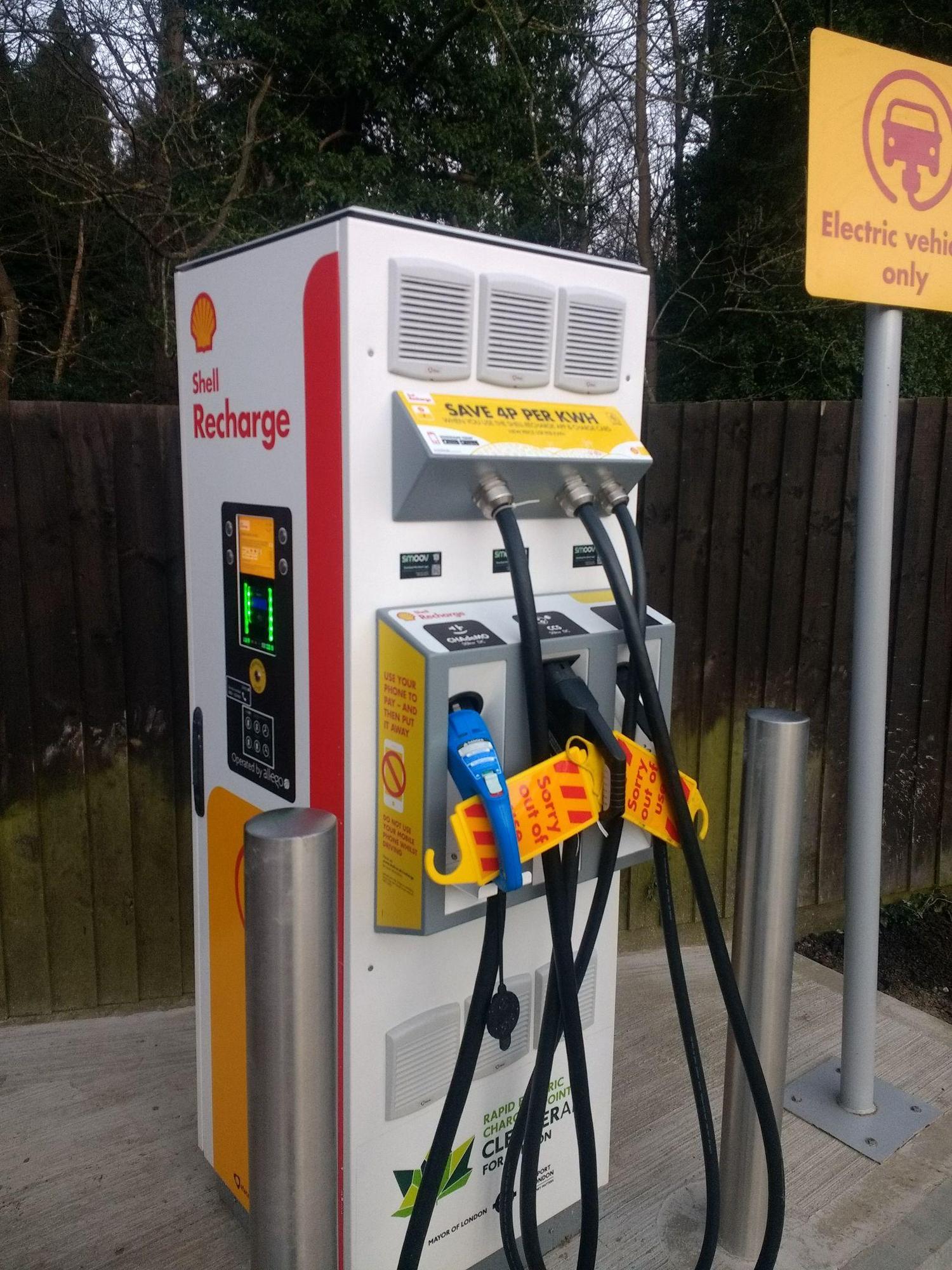 Shell Wheatsheaf Waitrose | Shell Recharge London Rd, Virginia Water ...