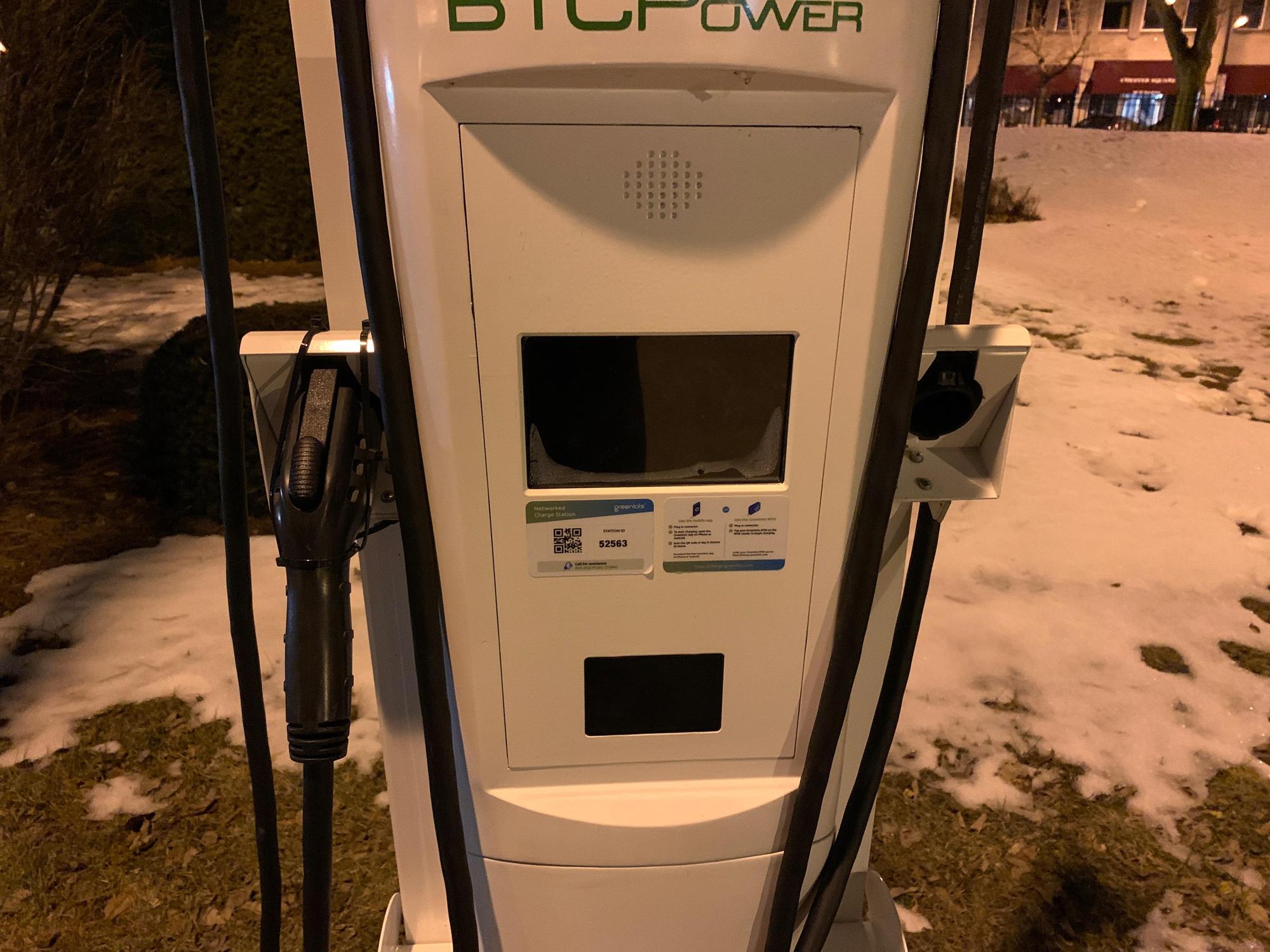 Stateline Family YMCA | Beloit, WI | EV Station