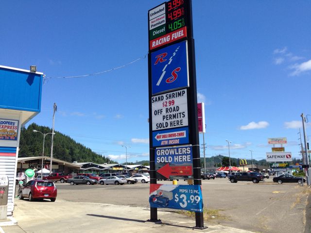 Coopers Express Fried Chicken & Drive Thru | Reedsport, OR | EV Station