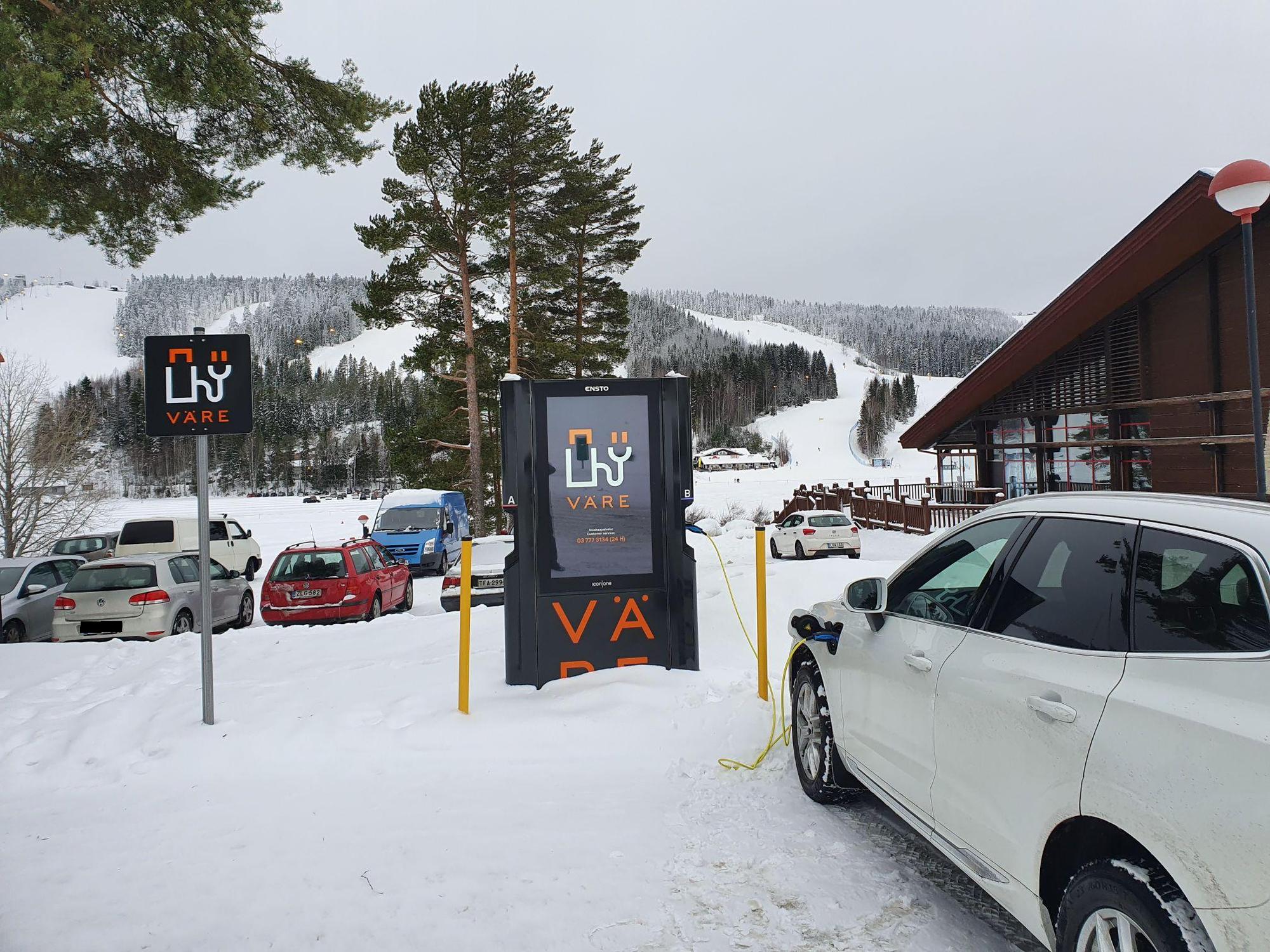 Väre/eParking Tahko Piazza | Sääskiniementie 560, 73310 Tahkovuori | EV ...