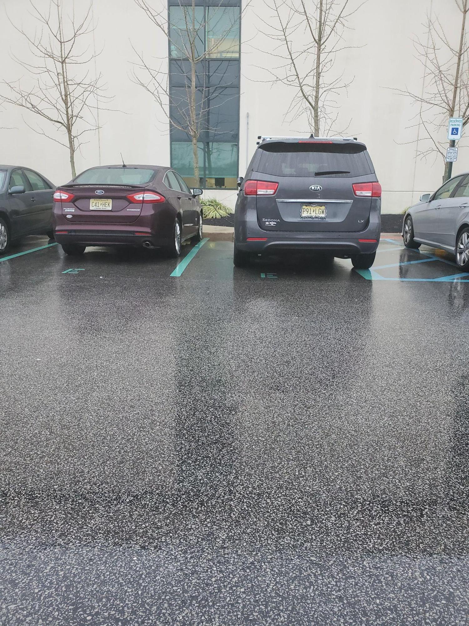 Burlington Stores Distribution Center | Beverly, NJ | EV Station