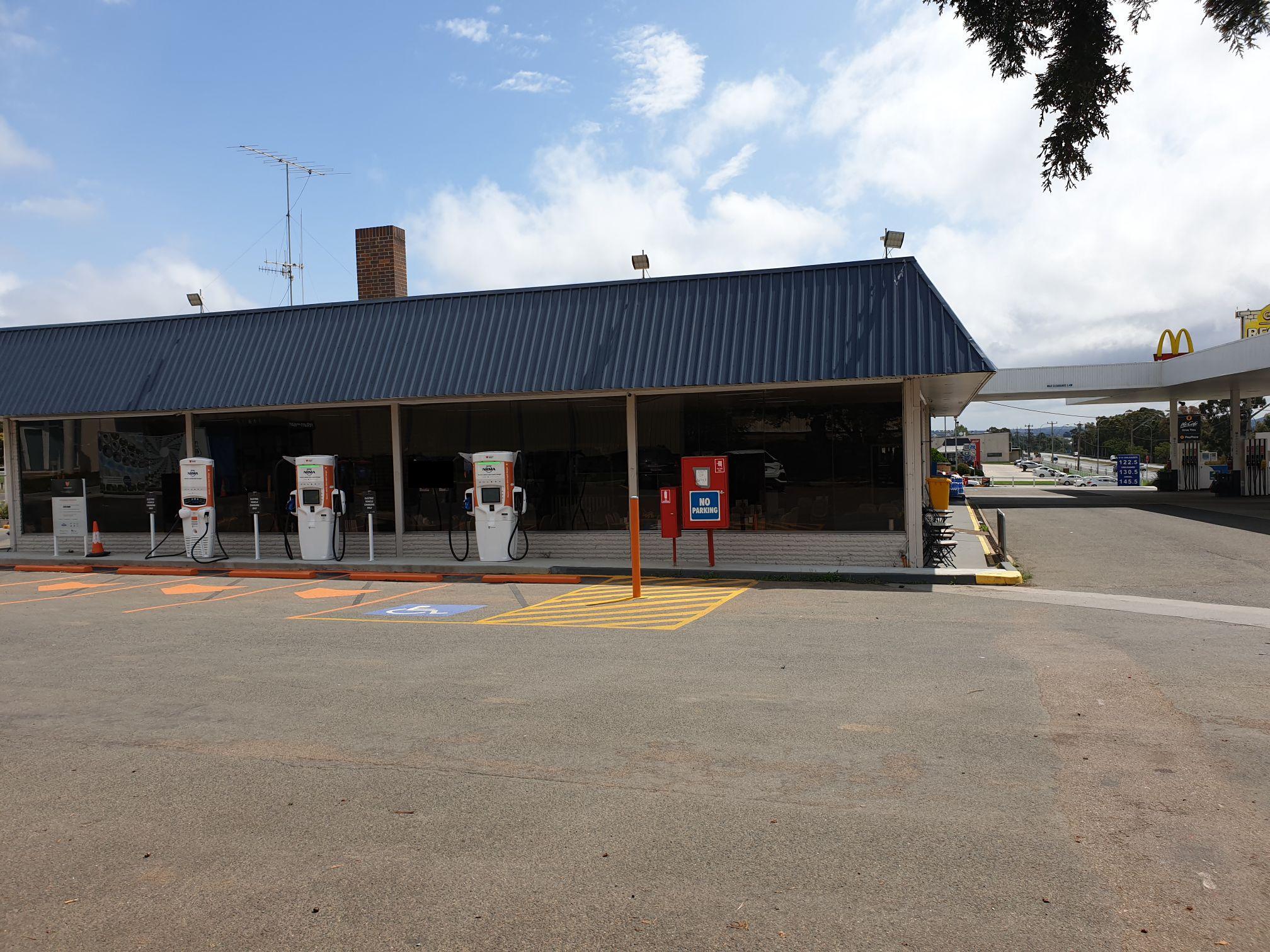 Goulburn Gateway Service Station | Goulburn, NSW | EV Station