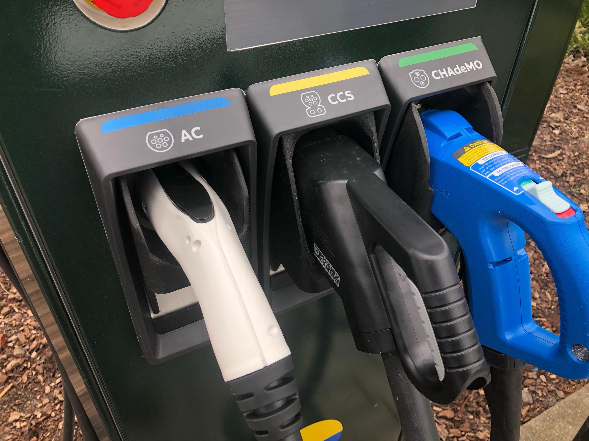 McDonald’s snellader Groningen | Groningen, GR | EV Station