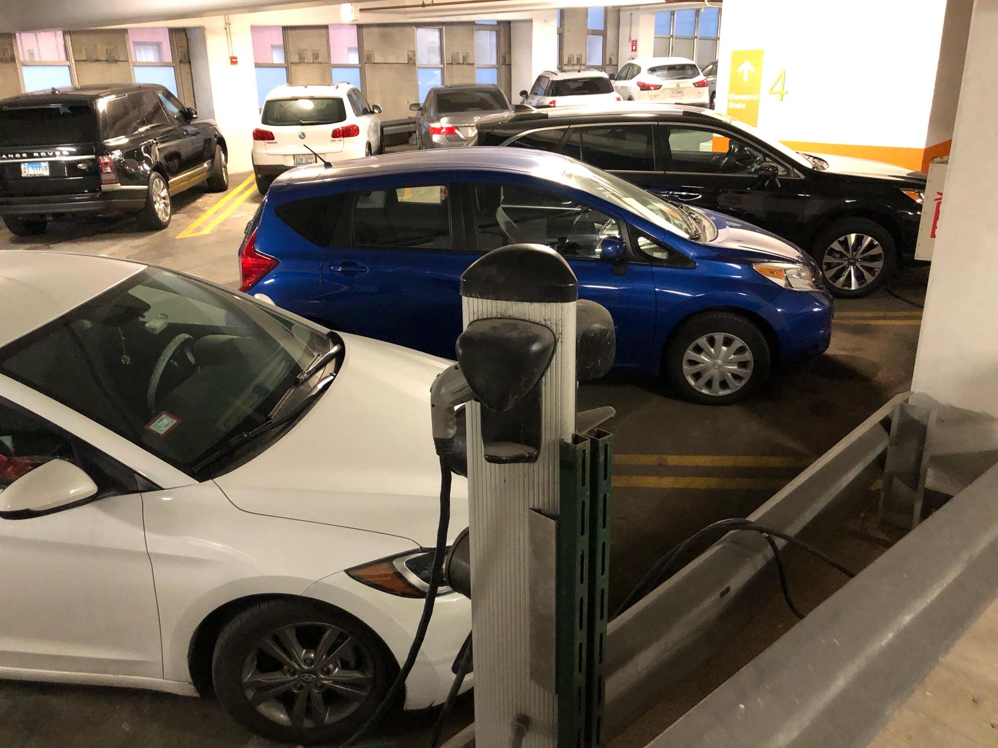 Interpark Public Parking | Chicago, IL | EV Station