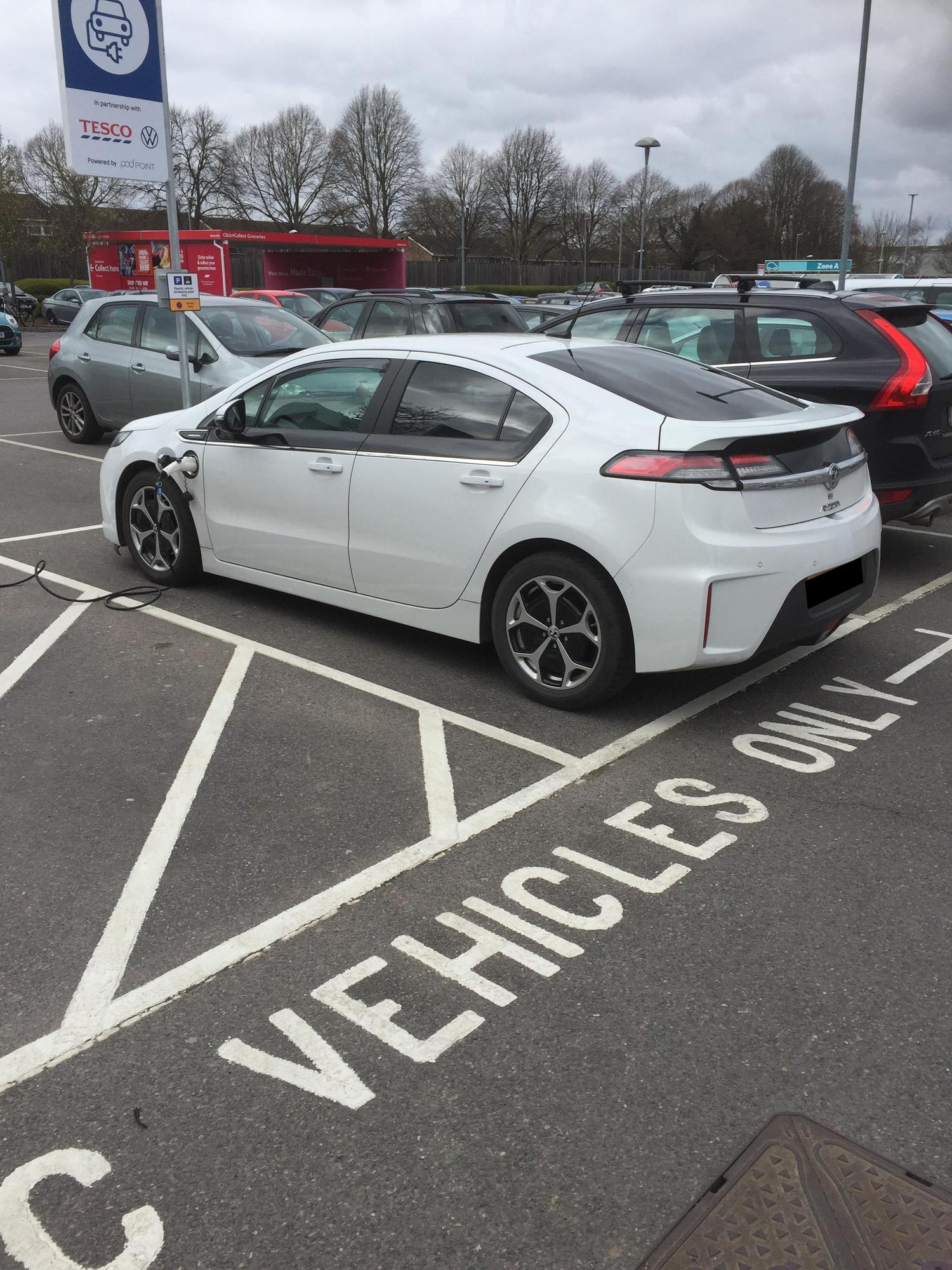 Tesco Extra Reading W | Portman Rd, Reading, RG30 1AW, United Kingdom ...